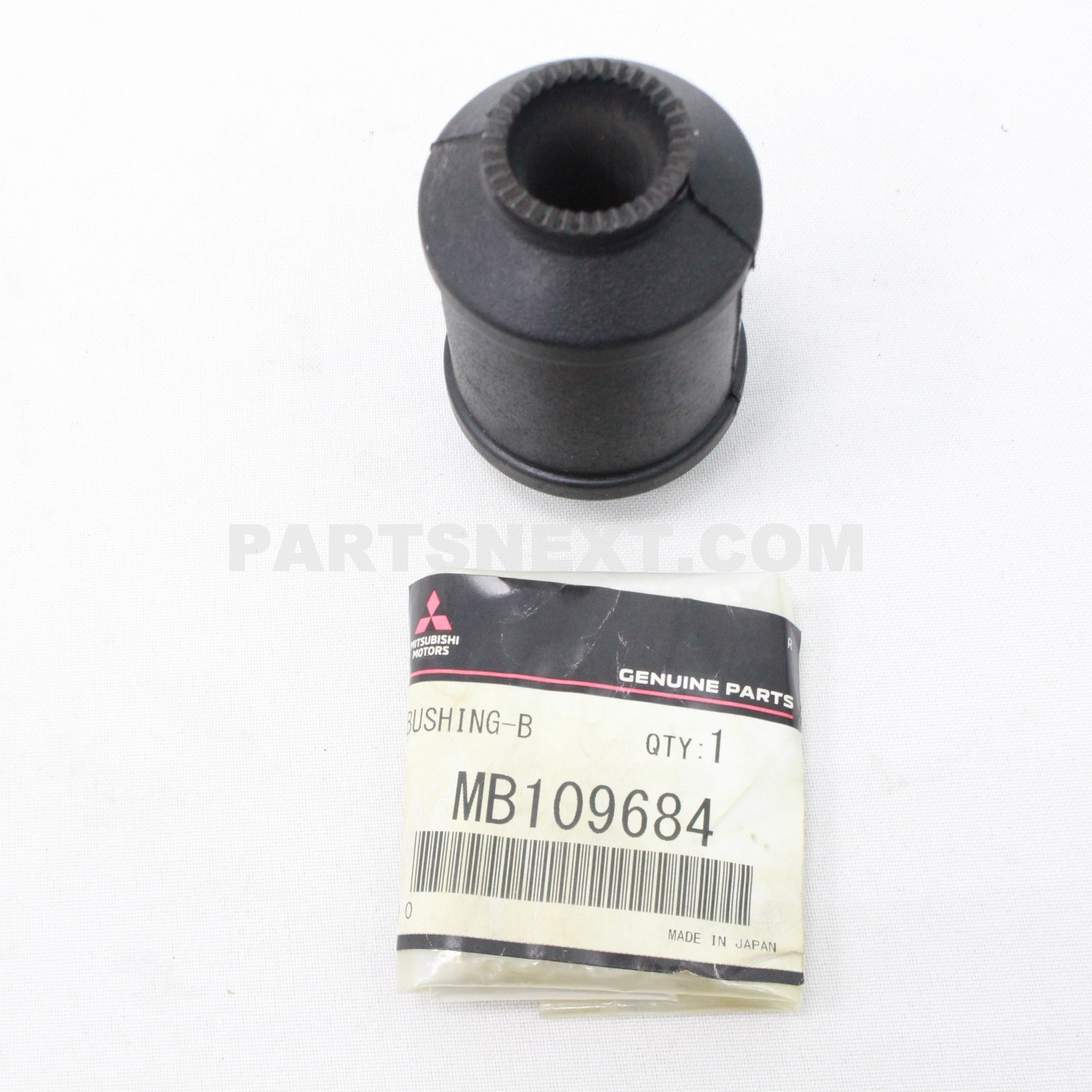 Mitsubishi :: MB109684 BUSHING,FR SUSP LWR ARM