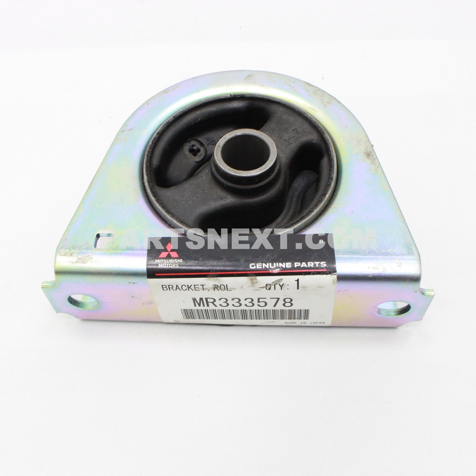 Mitsubishi :: MR333578 BRACKET,ROLL STOPPER,RH