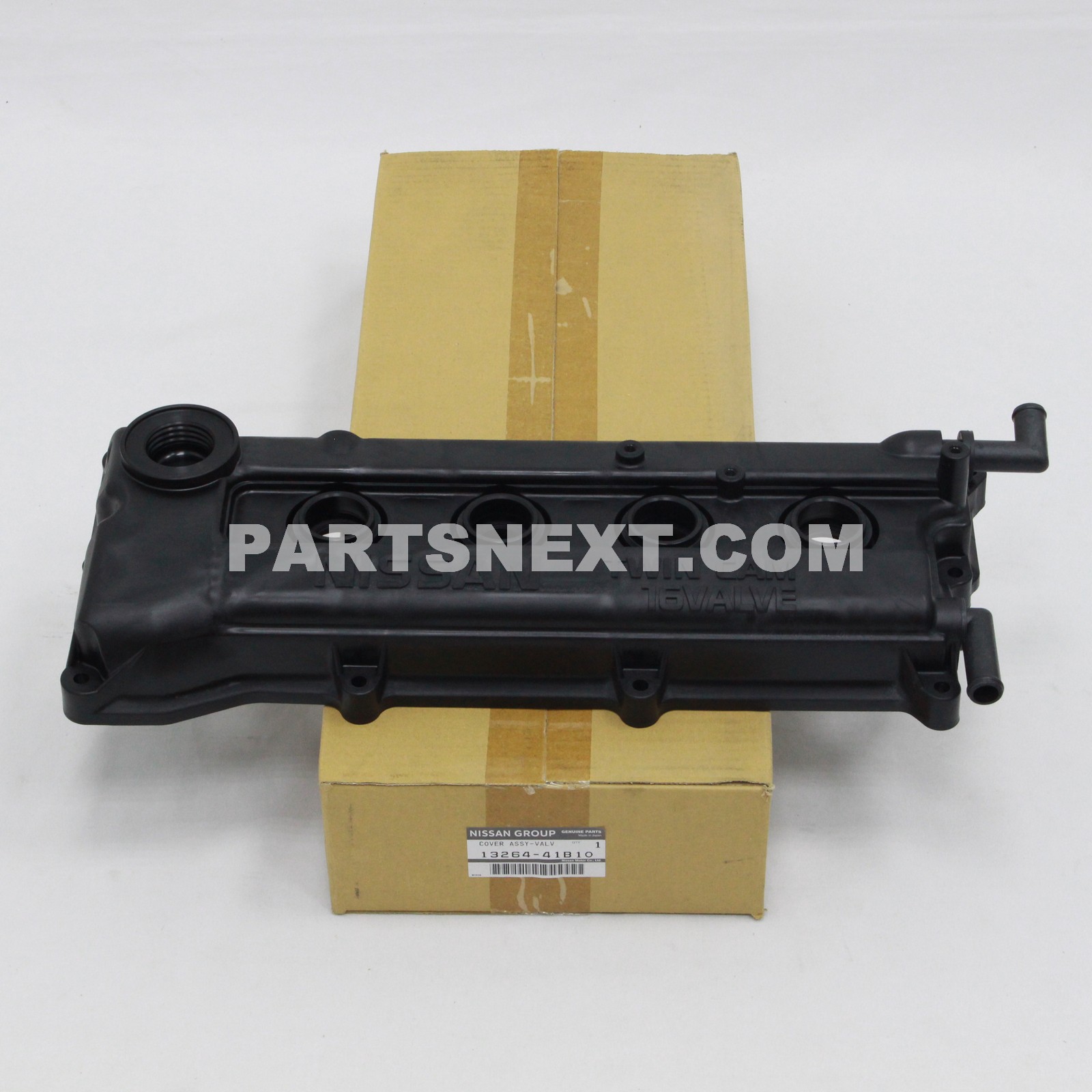 Nissan :: 13264-41B10 VALVE COVER