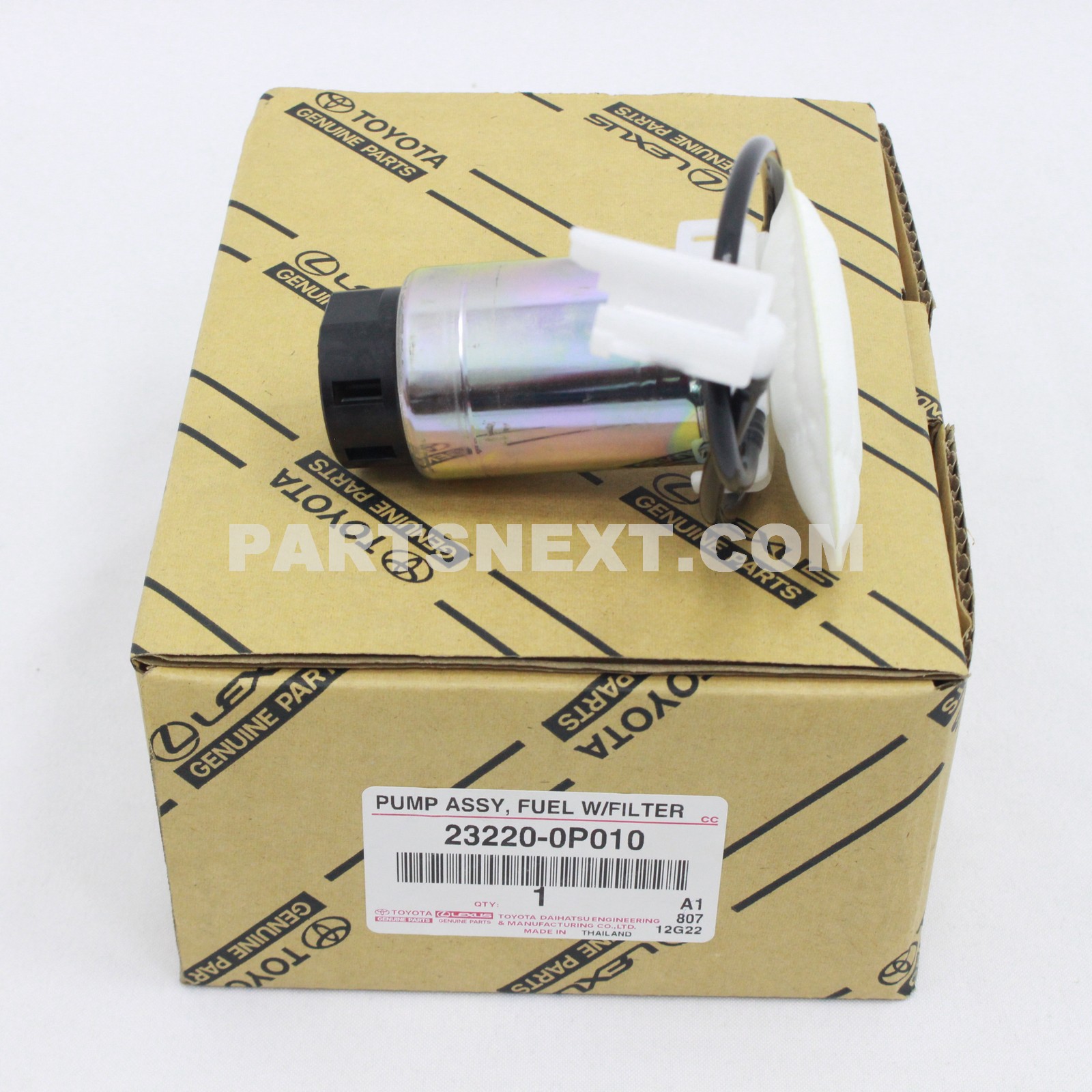 Toyota :: 23220-0P010 PUMP, FUEL