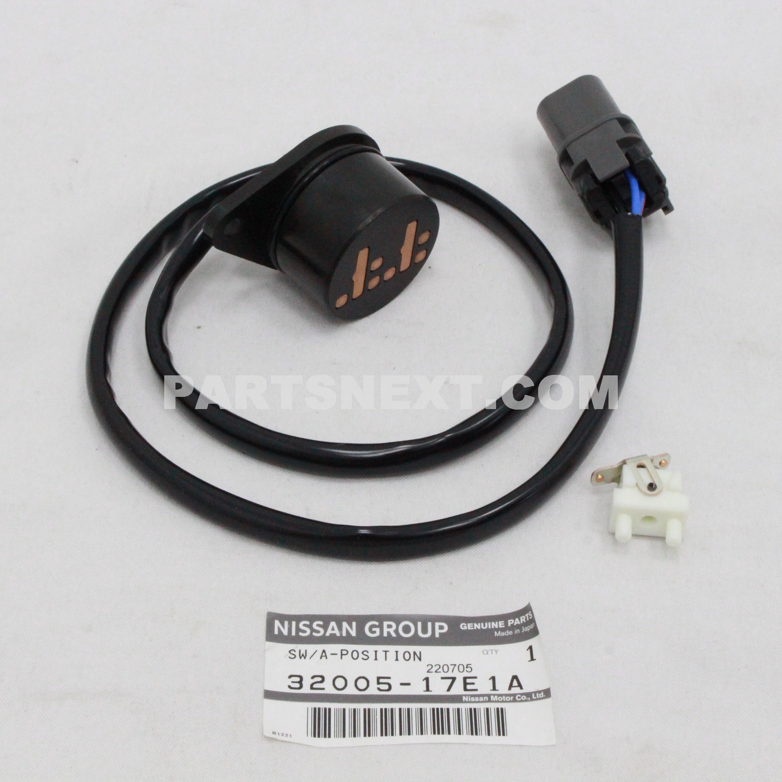 Nissan :: 32005-17E1A SWITCH ASSY-POSITION
