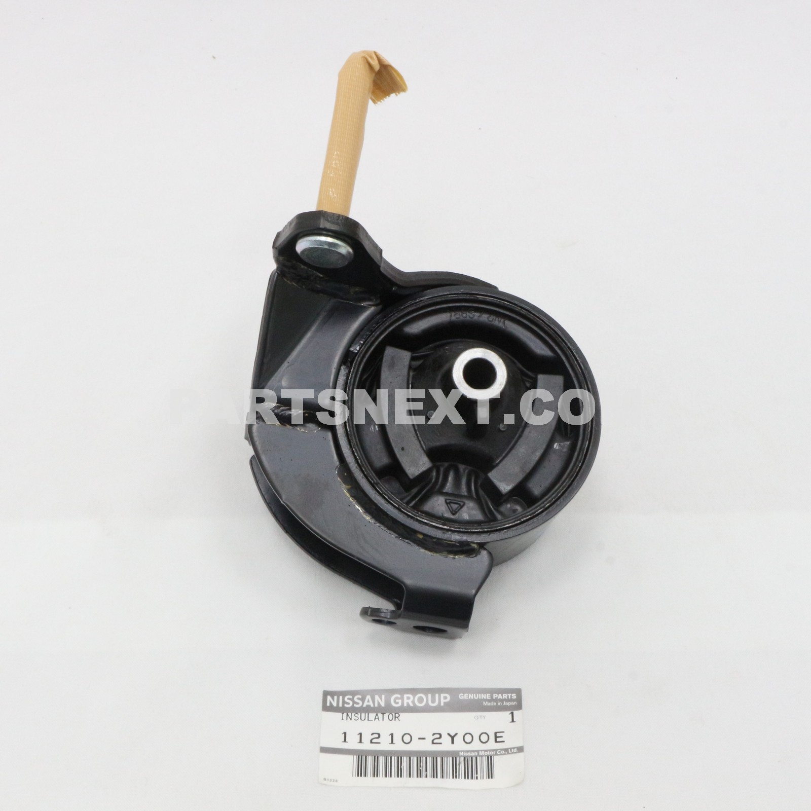 Nissan :: 11210-2Y00E INSULATOR