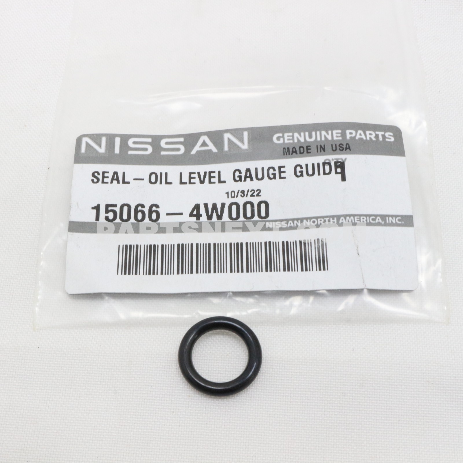 Nissan :: 15066-4W000 SEAL-OIL LEVEL GAUGE GUIDE