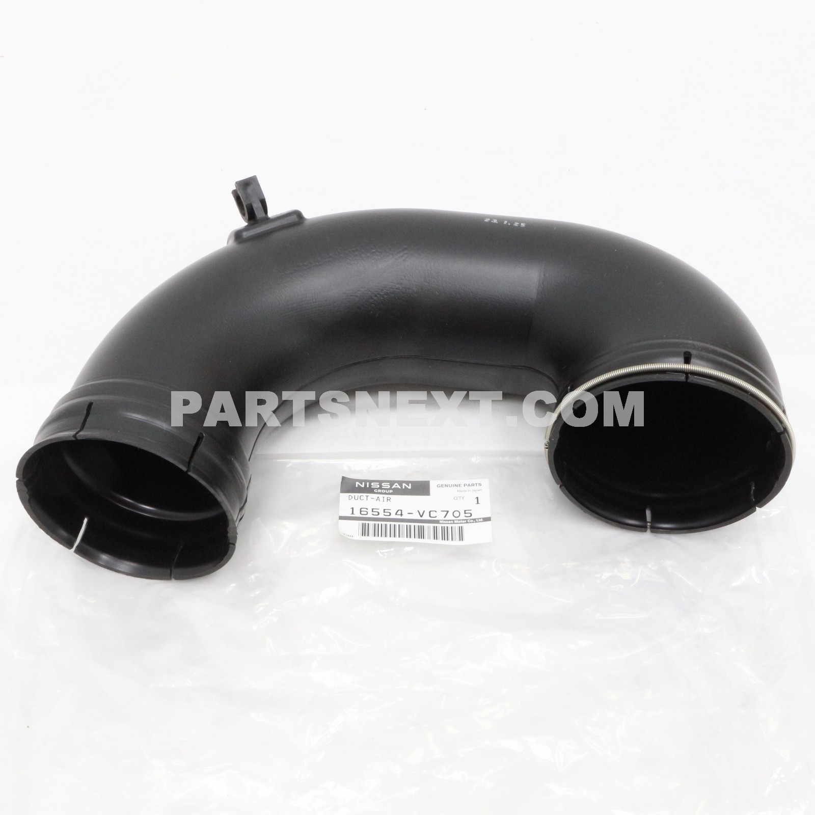 Nissan :: 16554-VC705 DUCT-AIR
