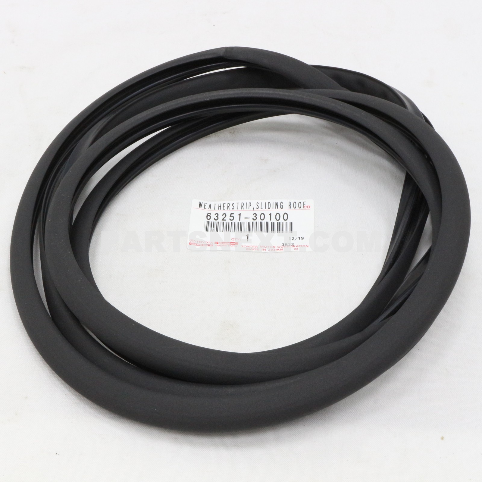 Toyota :: 63251-30100 WEATHERSTRIP, SLIDING ROOF