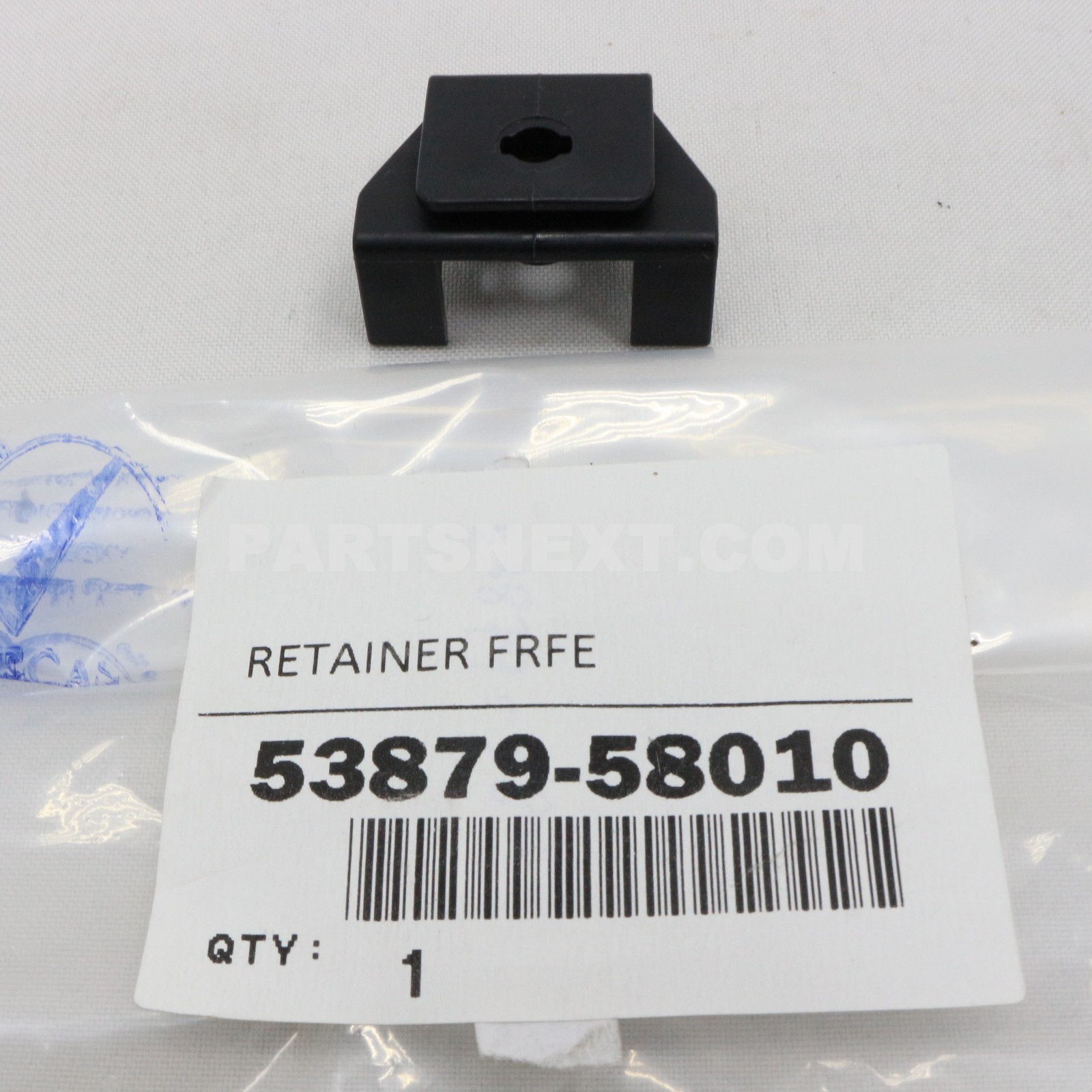 Toyota :: 53879-58010 RETAINER, FRONT FENDER LINER