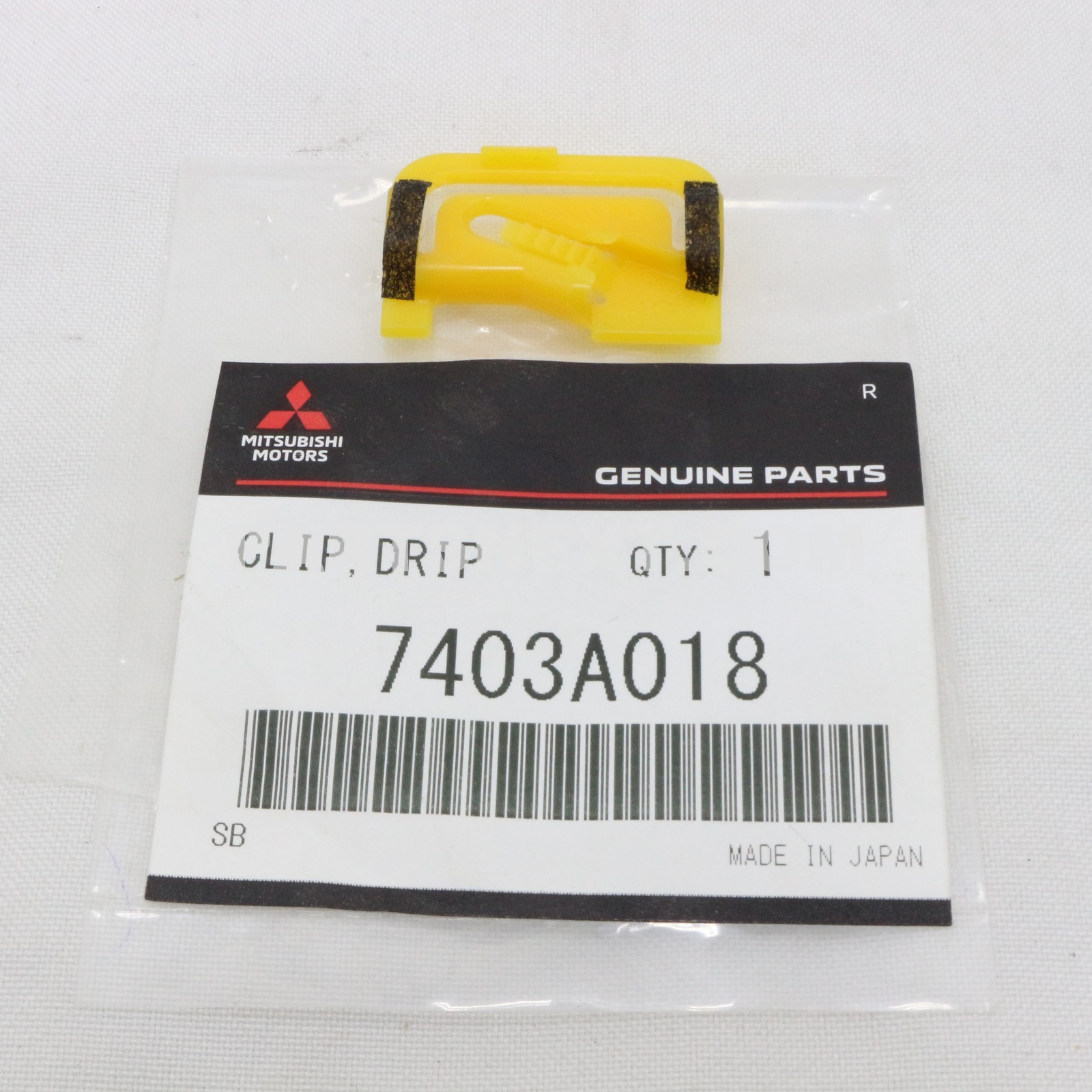 Mitsubishi :: 7403A018 CLIP,DRIP MOULDING