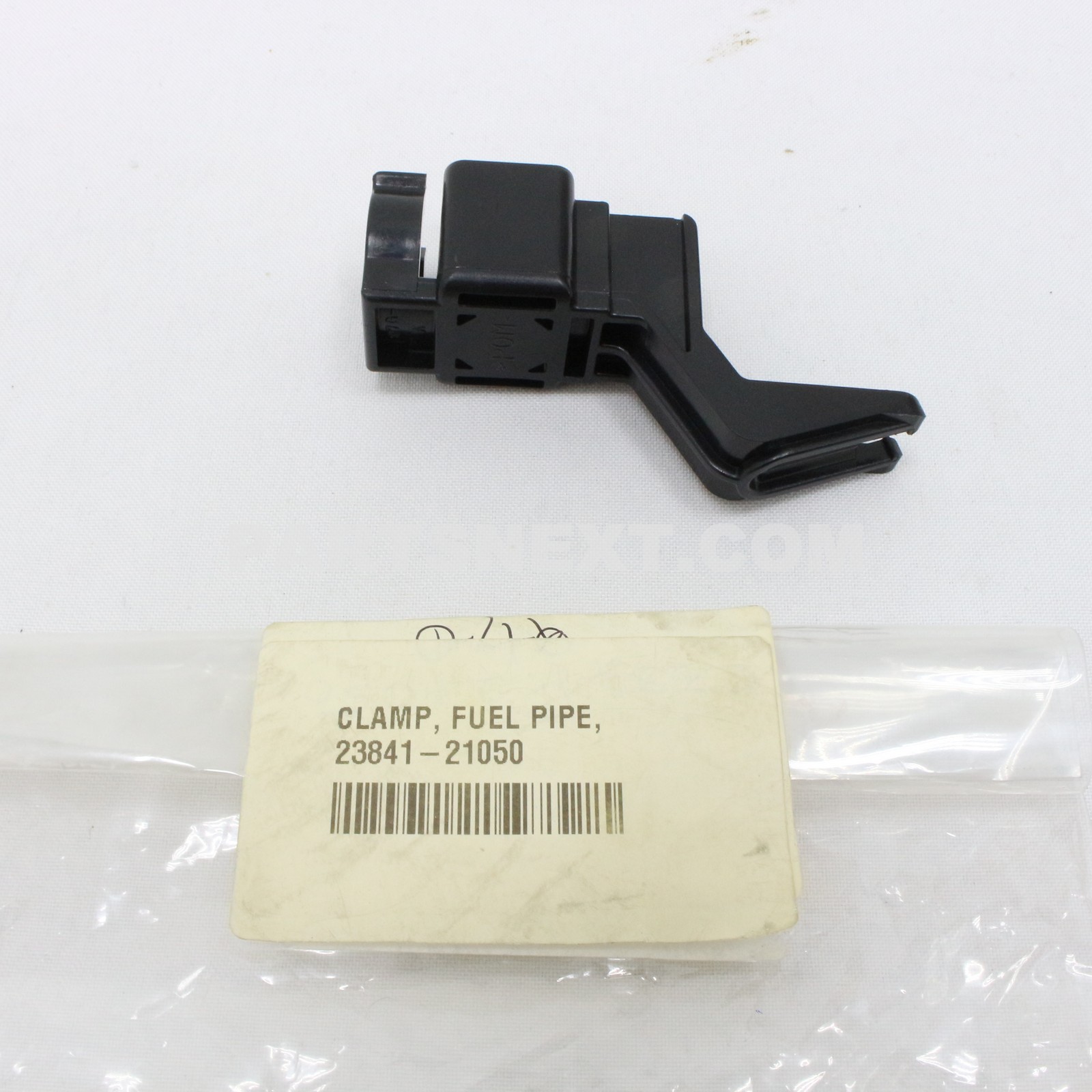 Toyota :: 23841-21050 CLAMP, FUEL PIPE, NO.1(FOR EFI)