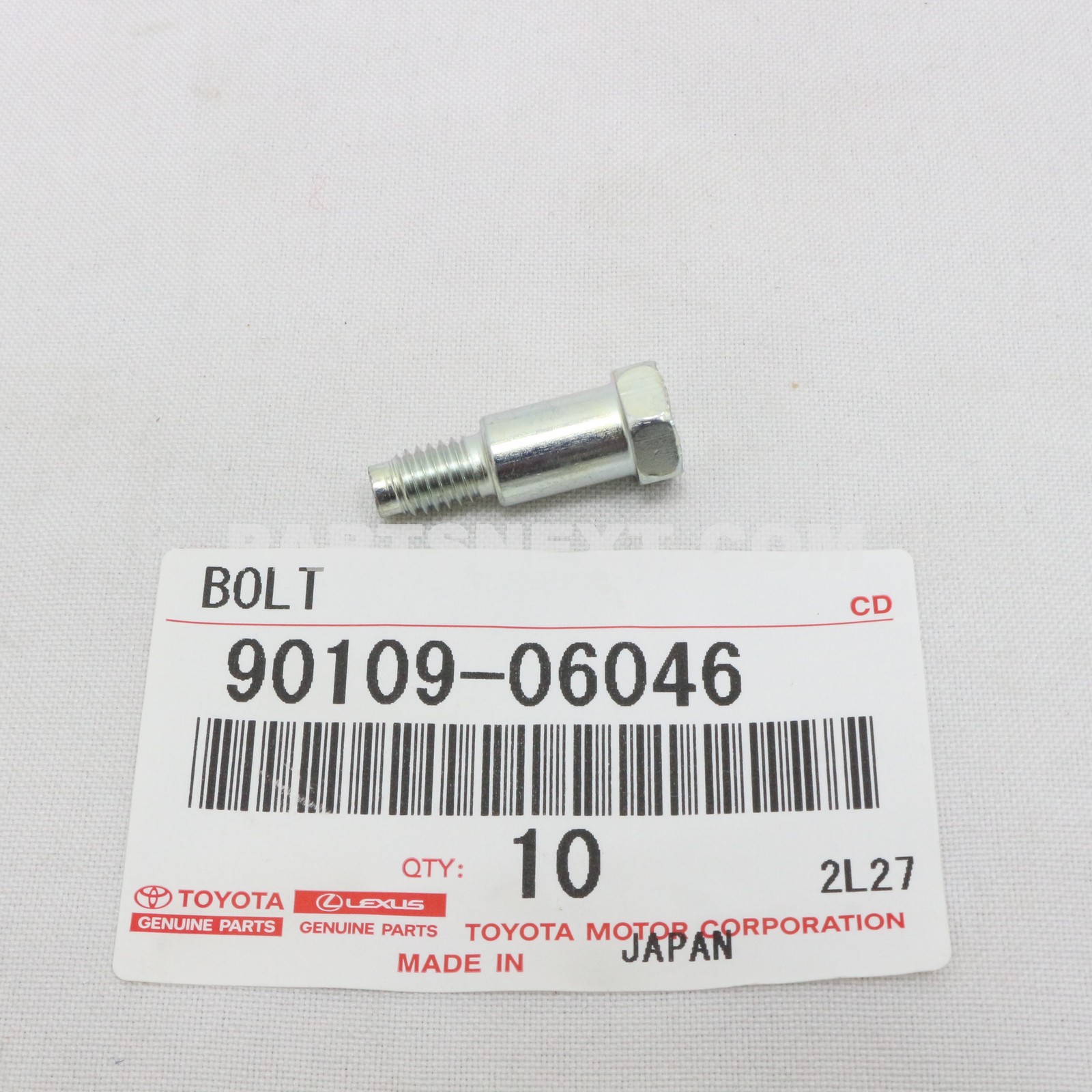 Toyota :: 90109-06046 BOLT