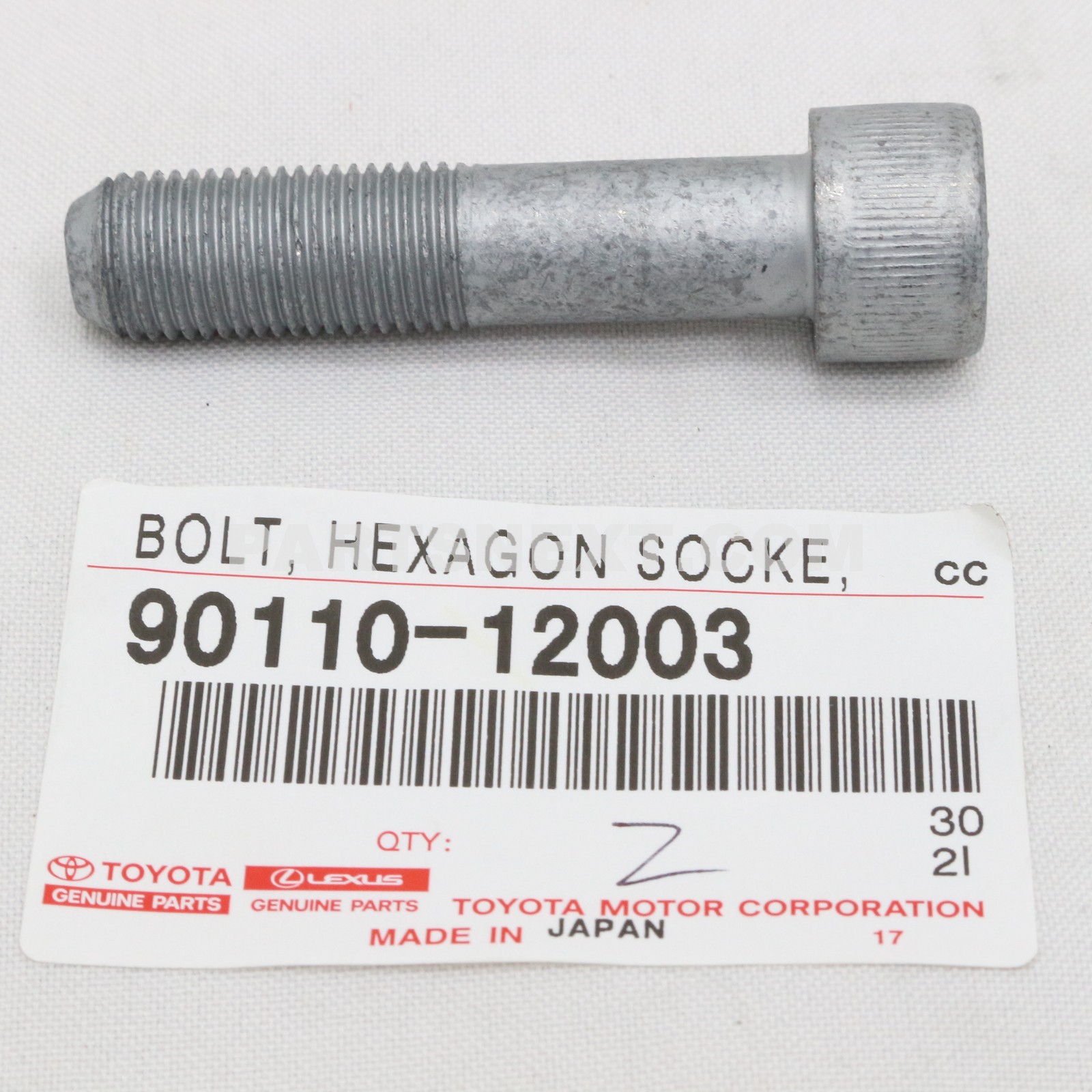 Toyota :: 90110-12003 BOLT (FOR REAR DRIVE SHAFT CROSS GROOVE JOINT)