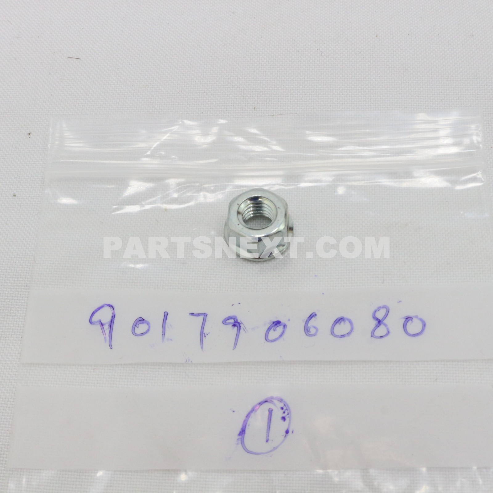 Toyota :: 90179-06080 NUT