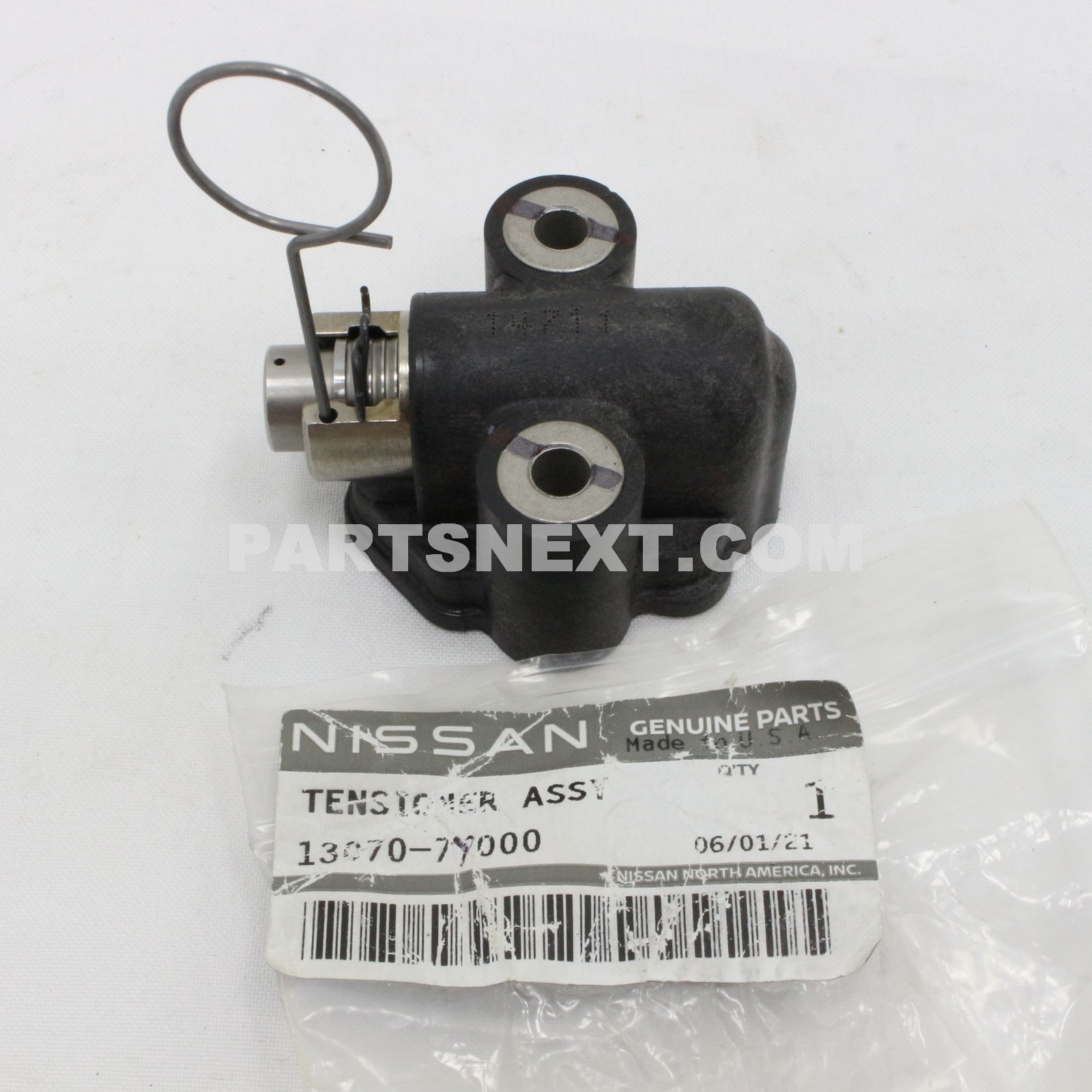 Nissan :: 13070-7Y000 TENSIONER ASSY-CHAIN