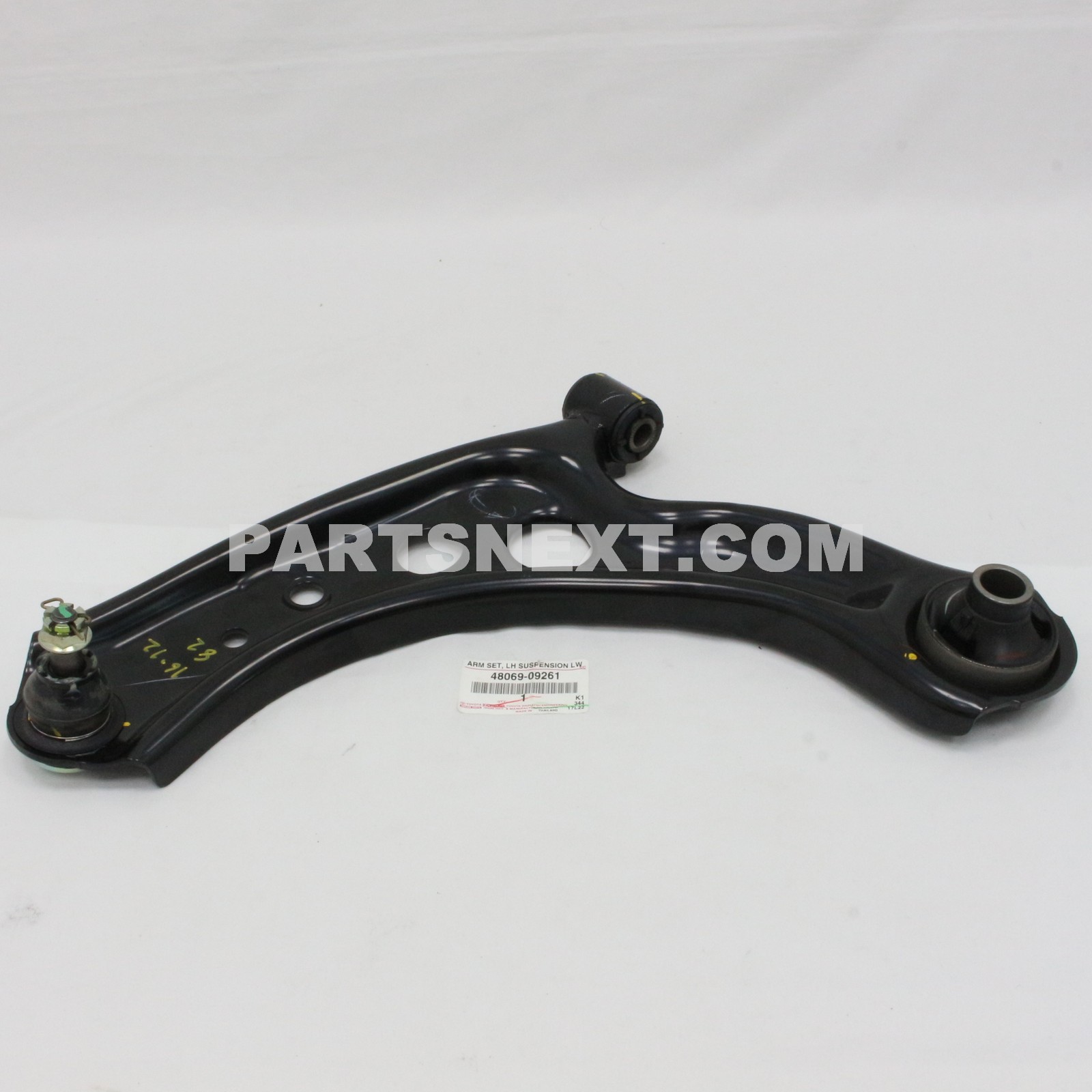 Toyota :: 48069-09261 ARM SET SUSPENSION