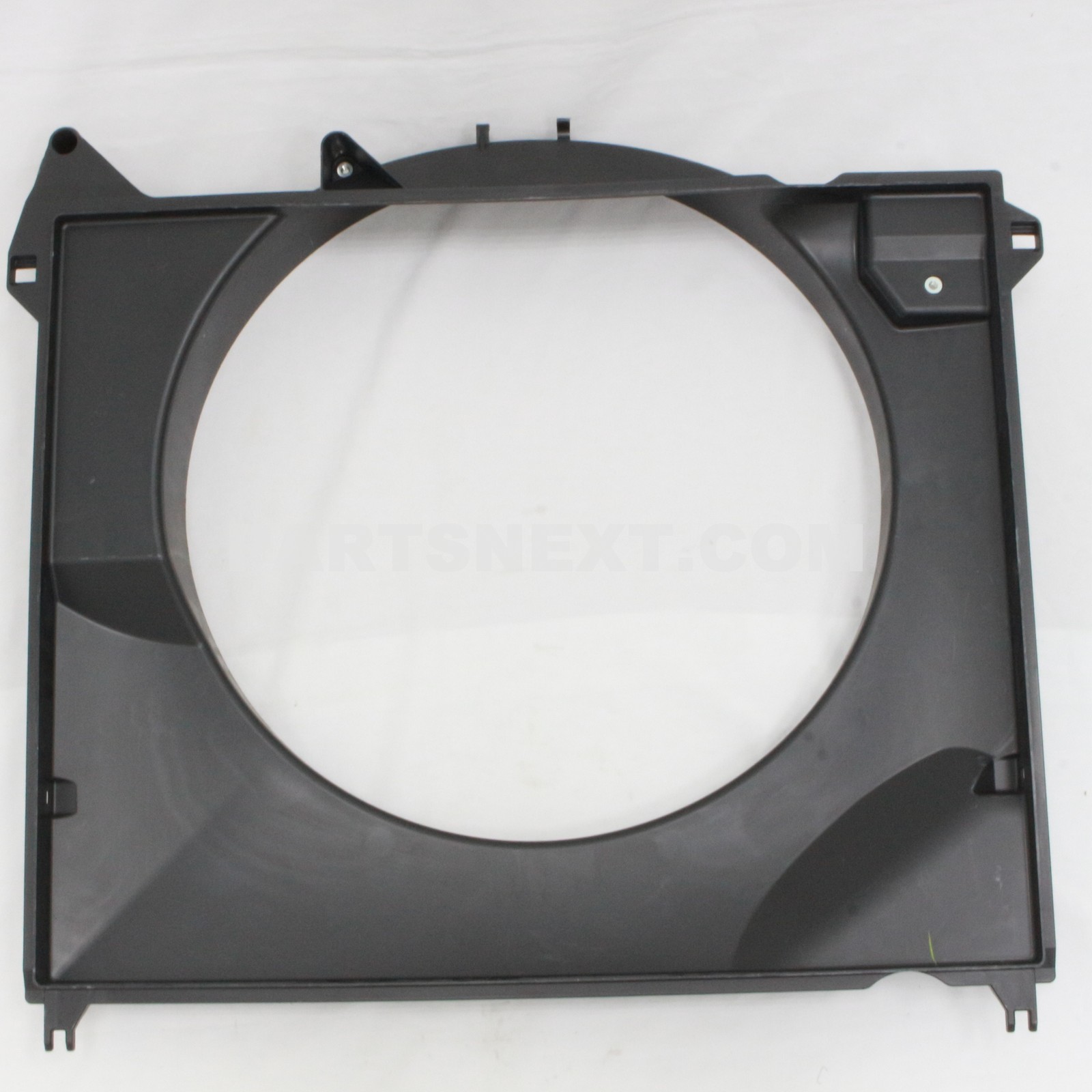 Toyota :: 16711-05080 SHROUD FAN