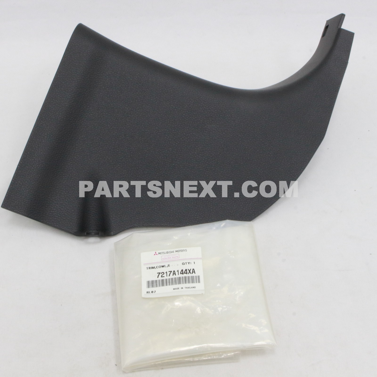 Mitsubishi :: 7217A144XA TRIM,COWL SIDE,RH
