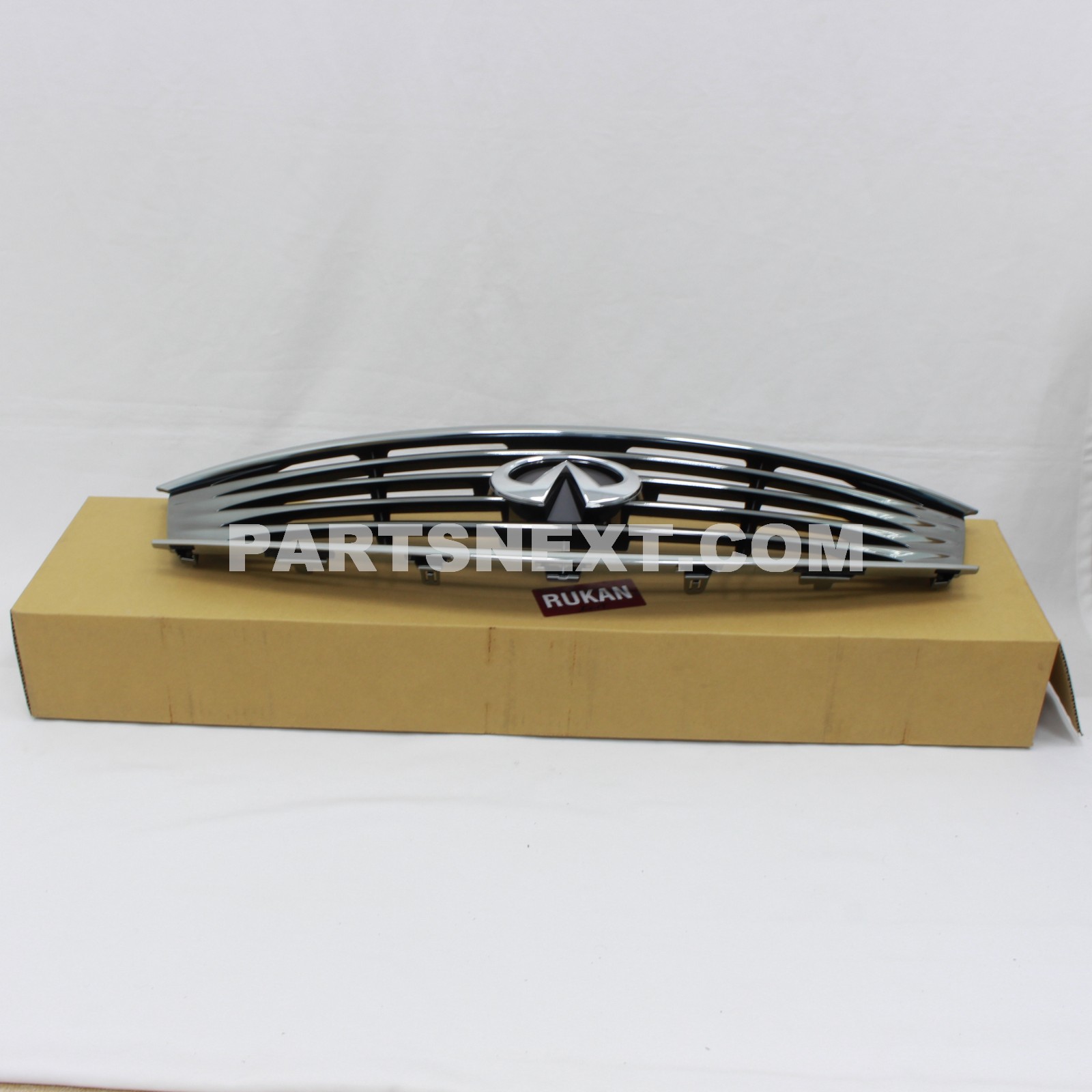Nissan :: 62070-JL00B GRILLE ASSY-FRONT