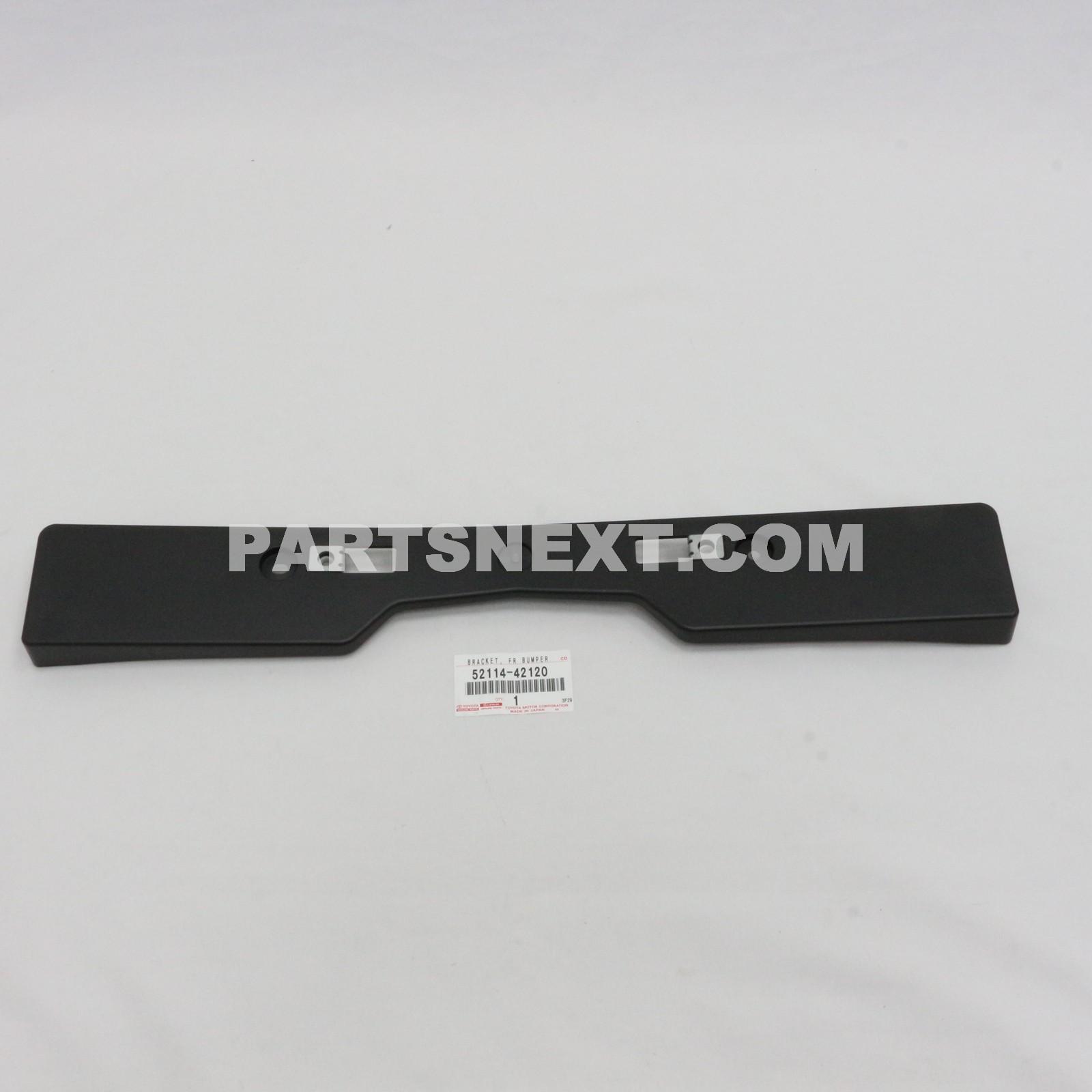 Toyota :: 52114-42120 BRACKET FR BUMPER
