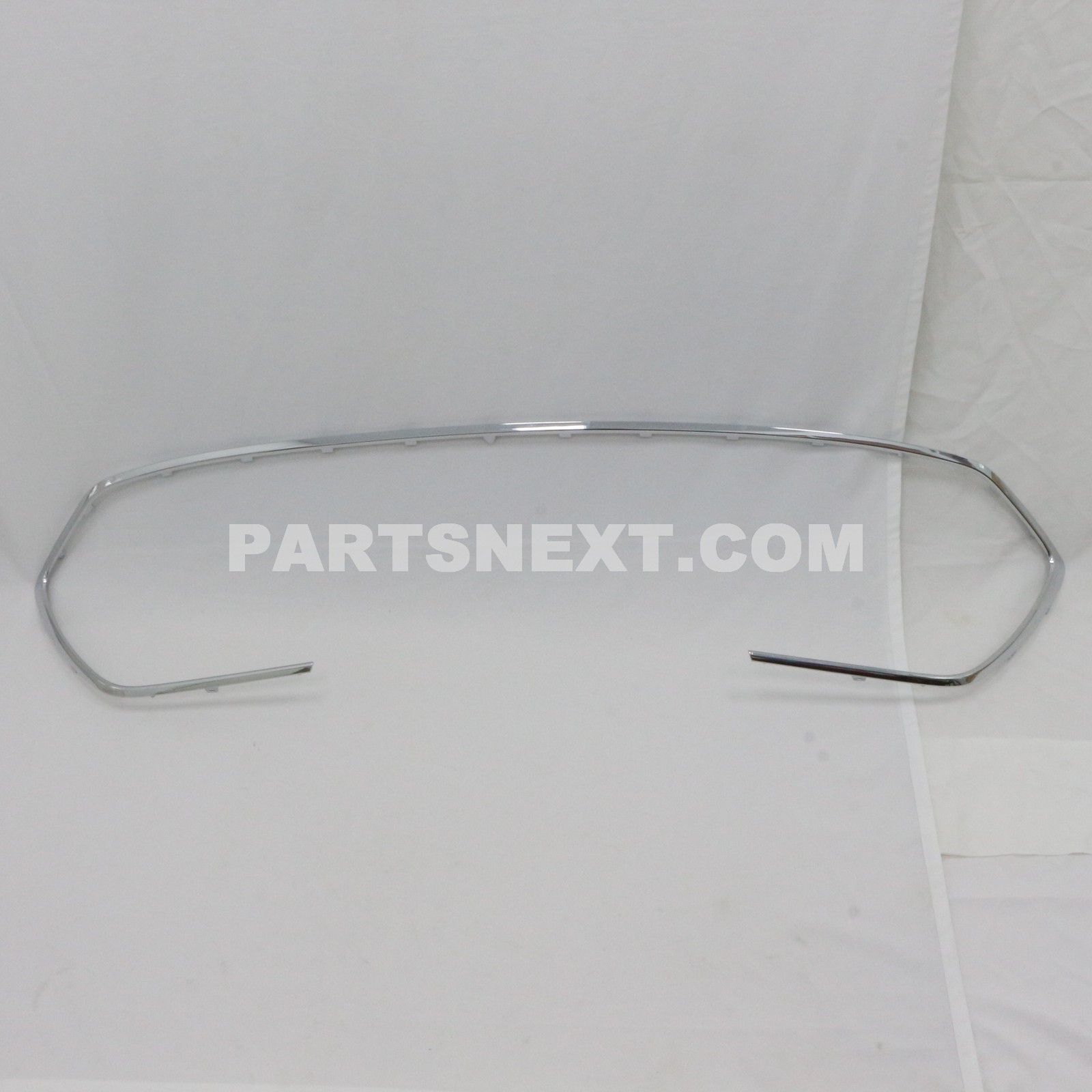Toyota :: 52711-07060 MOULDING, FR BUMPER