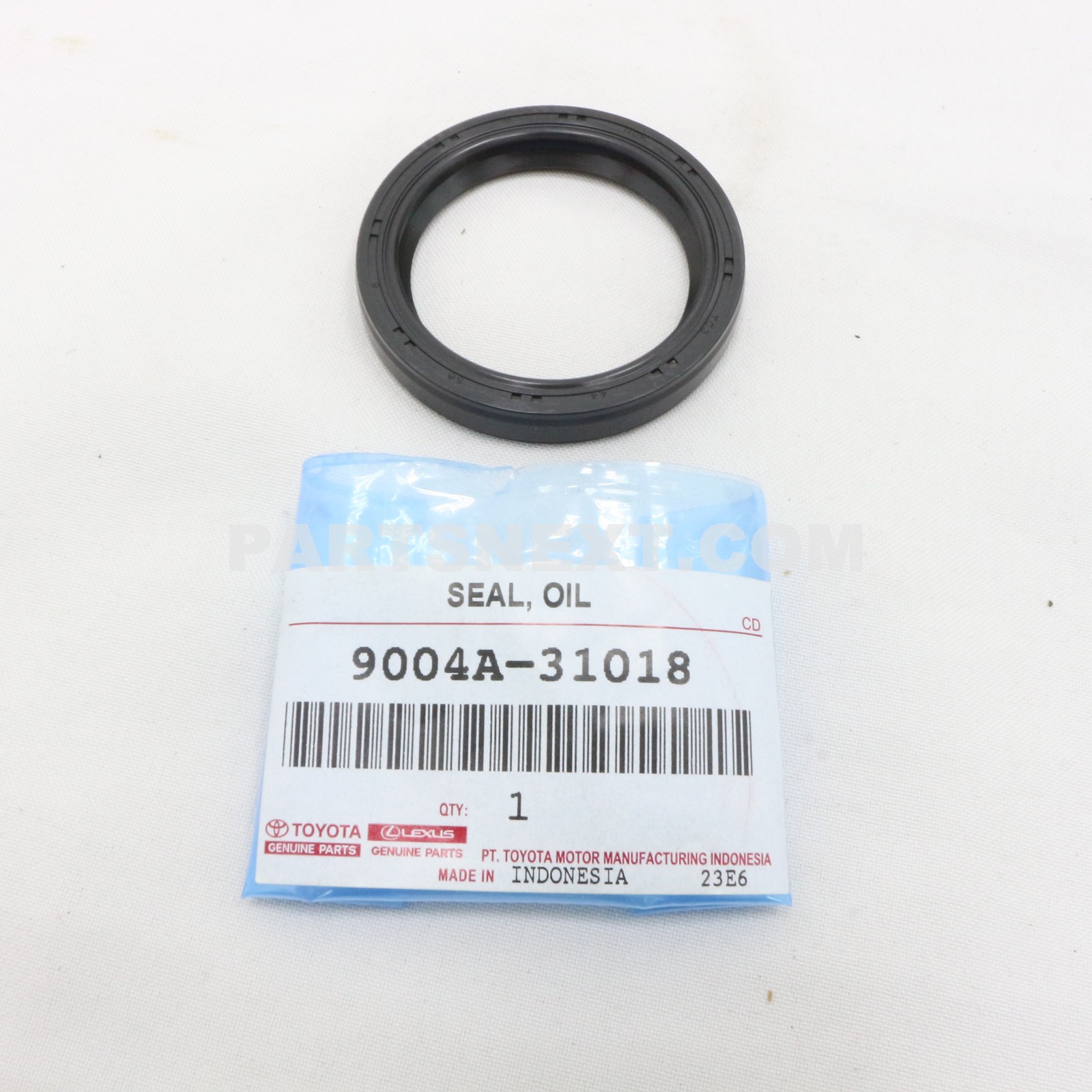 Toyota :: 9004A-31018 SEAL, OIL (FOR REAR AXLE SHAFT)