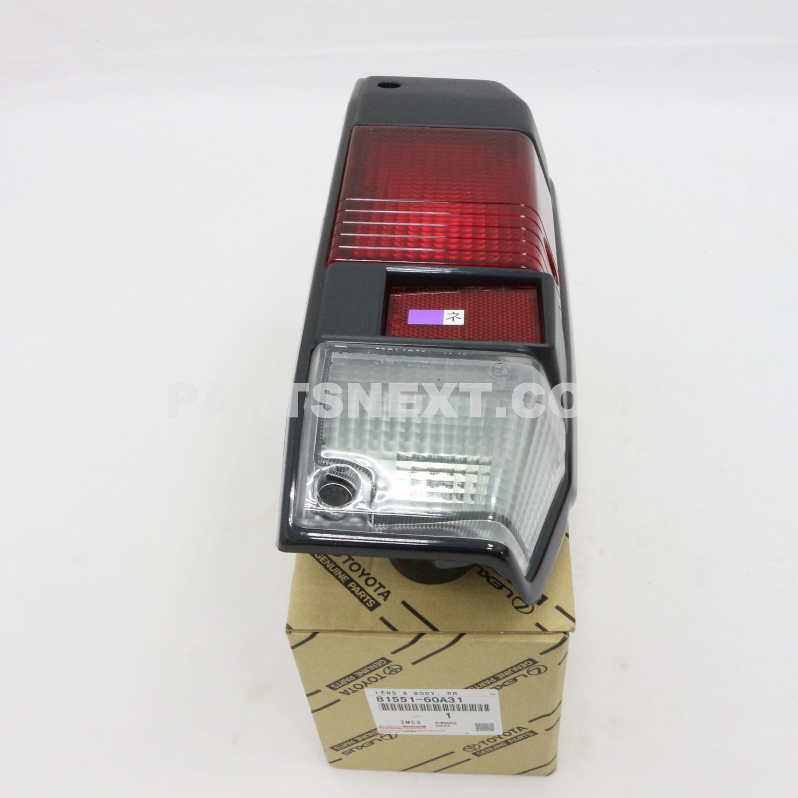 Toyota :: 81551-60A31 LENS & BODY RR