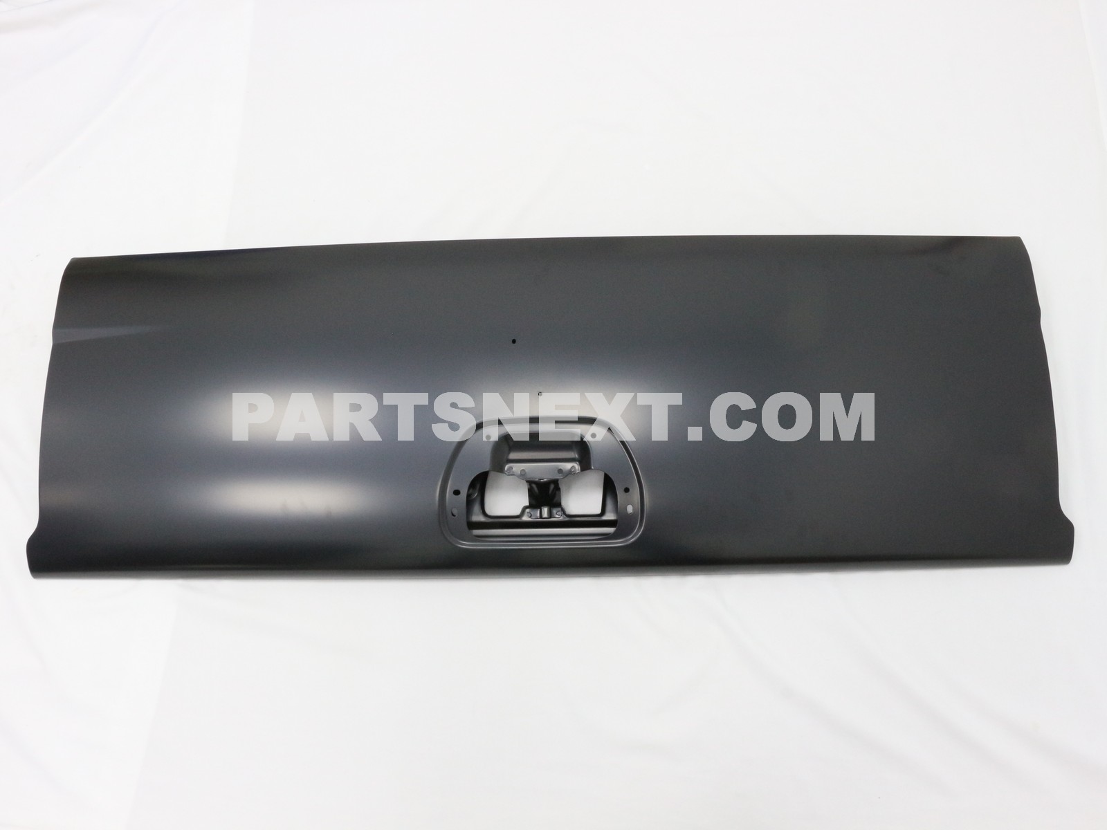 Mitsubishi :: 6724A013 GATE,RR BODY,RR