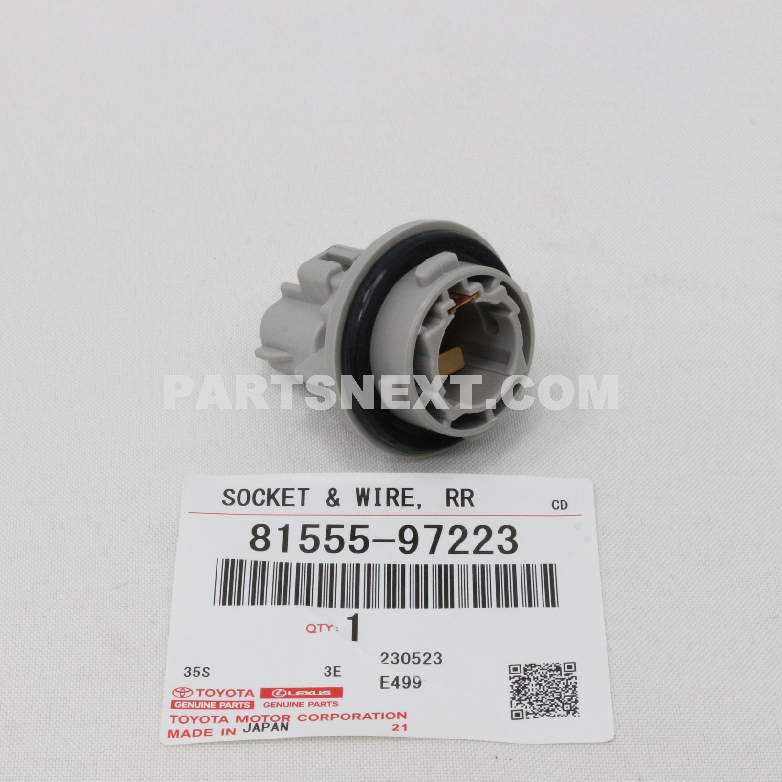 Toyota :: 81555-97223 SOCKET, FRONT TURN SIGNAL LAMP