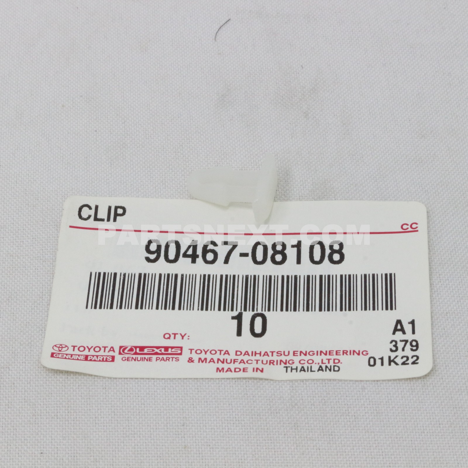 Toyota :: 90467-08108 CLIP(FOR FRONT FENDER TO COWL SIDE SEAL)