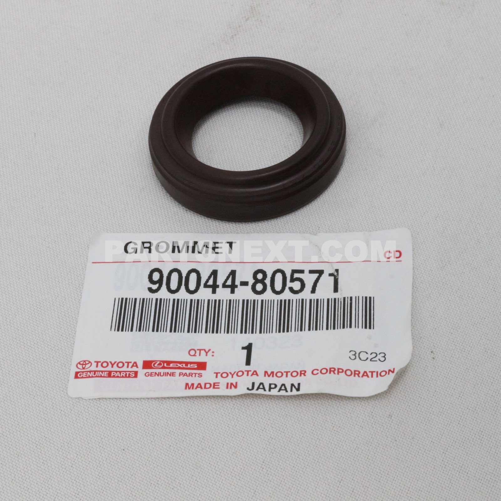 Toyota :: 90044-80571 GASKET(FOR SPARK PLUG TUBE)