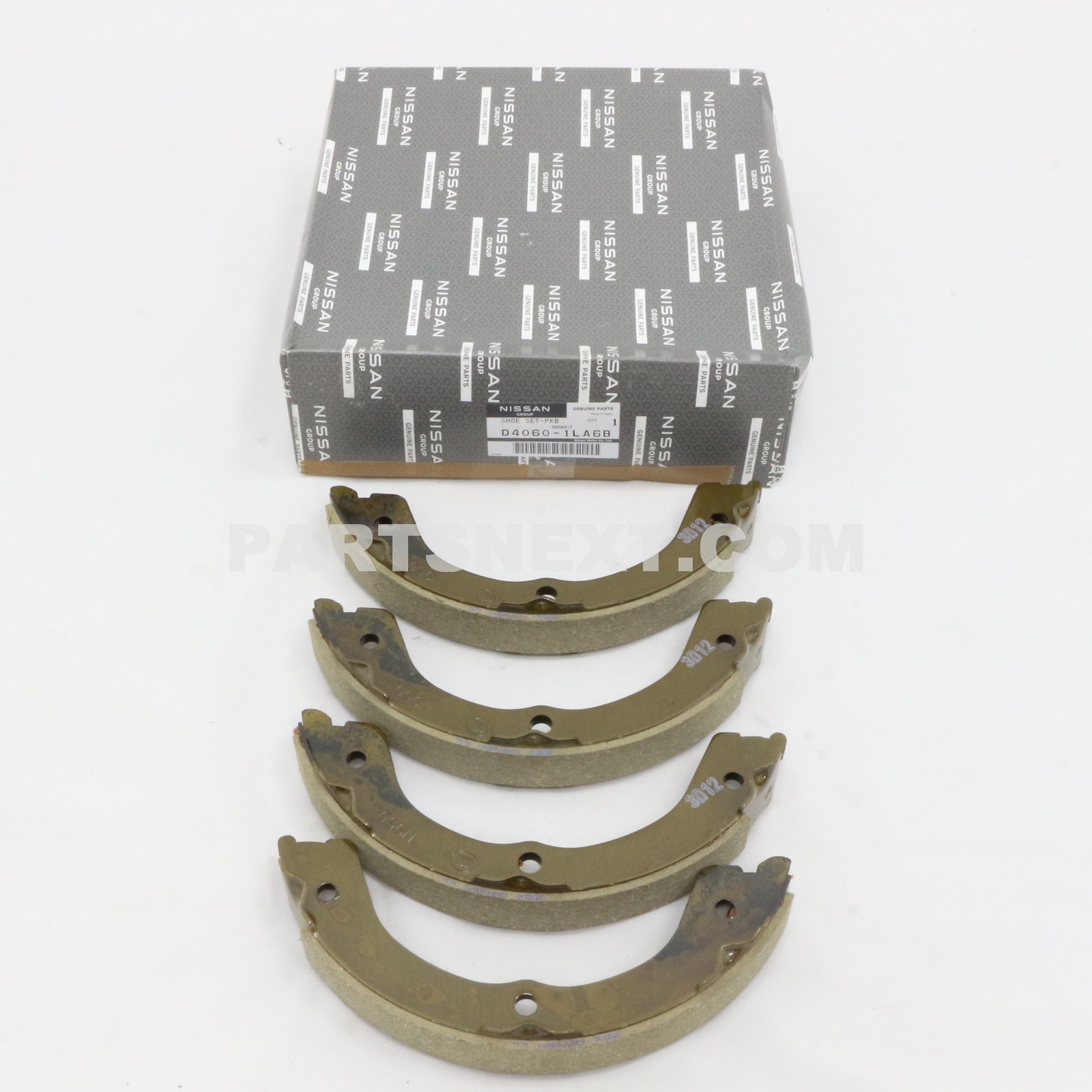 Nissan :: D4060-1LA6B SHOE SET-PKB