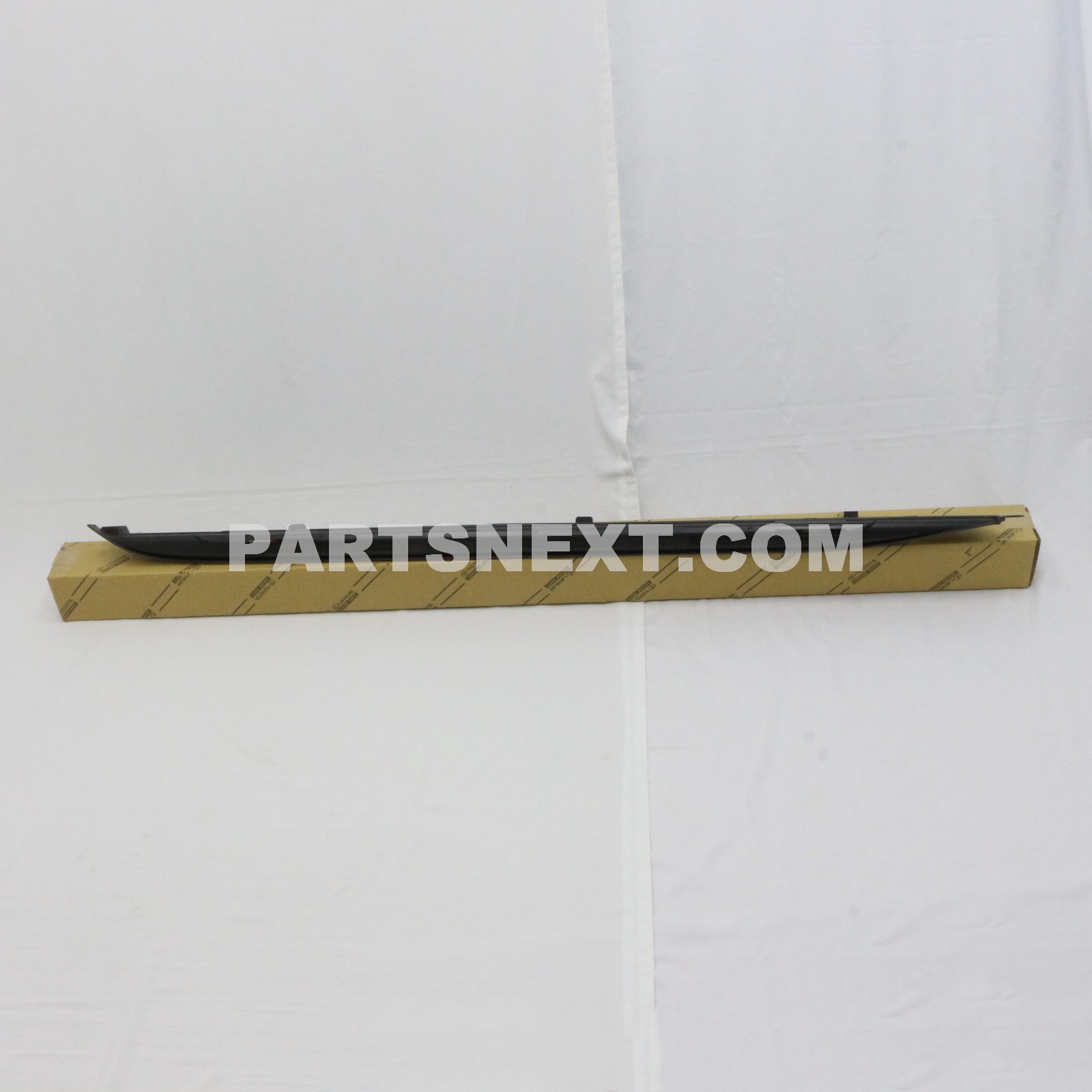 Toyota :: 51779-60130 COVER, SIDE DOOR STEP PLATE, NO.2