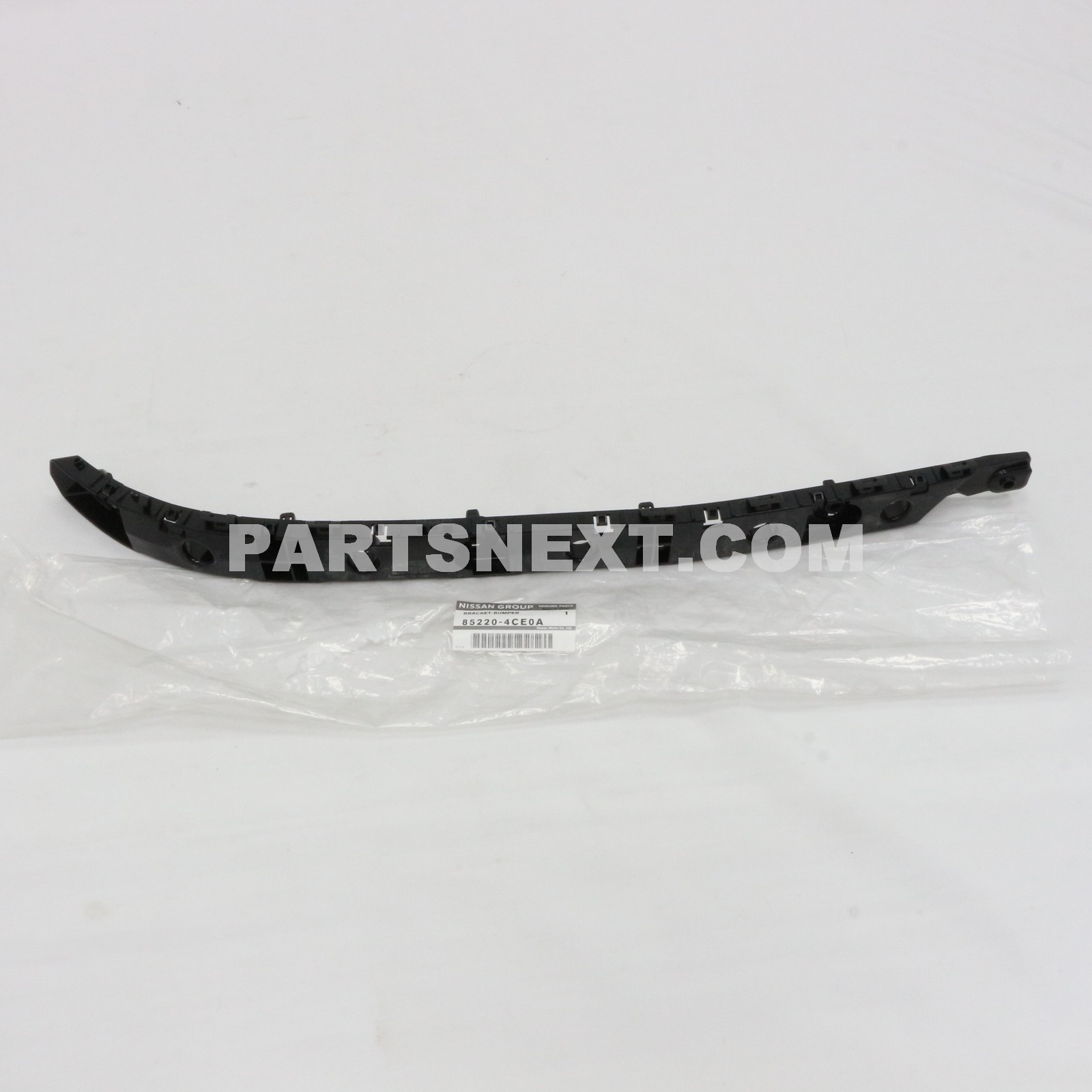 Nissan :: 85220-4CE0A BRACKET BUMPER