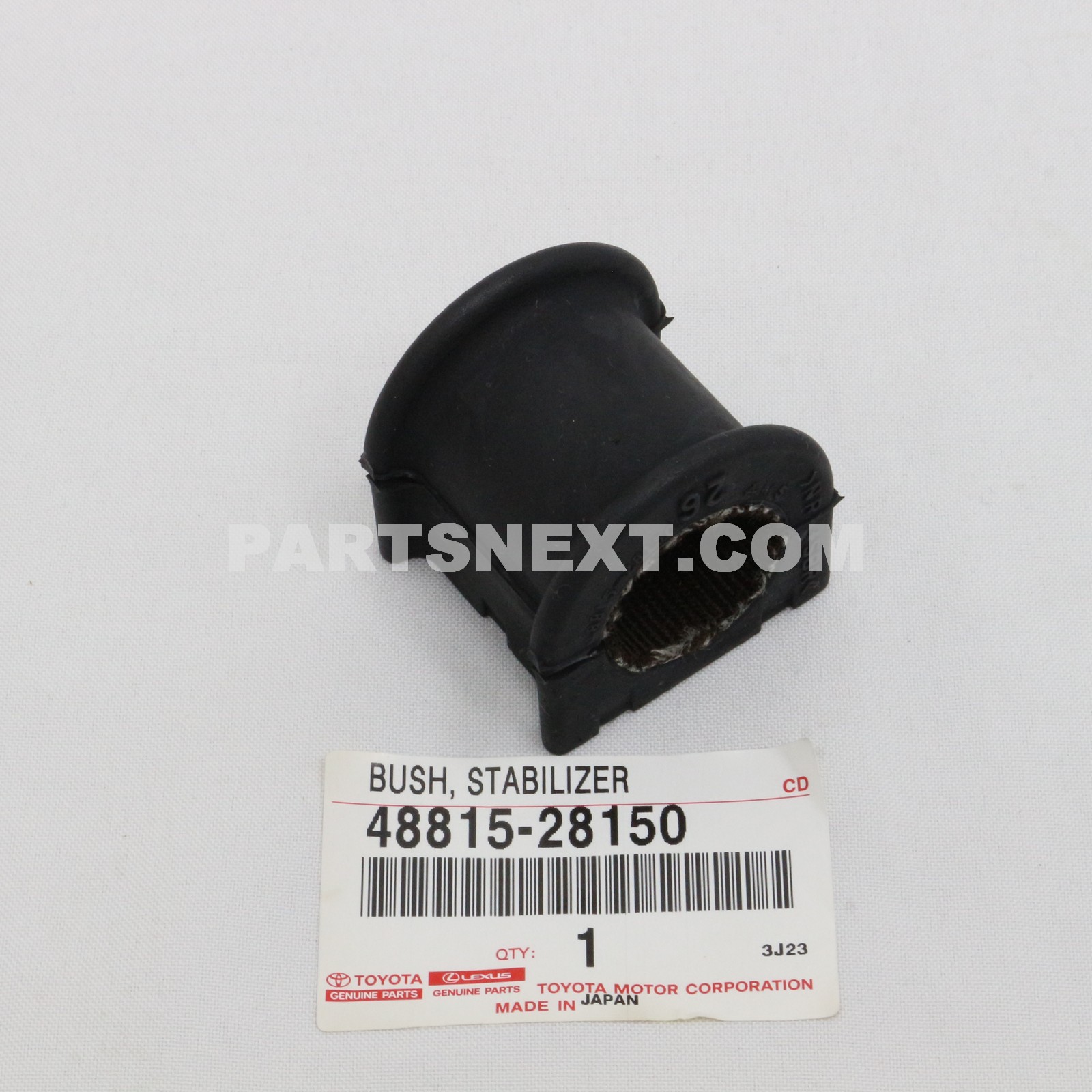 Toyota :: 48815-28150 BUSH, FRONT STABILIZER BAR, NO.1