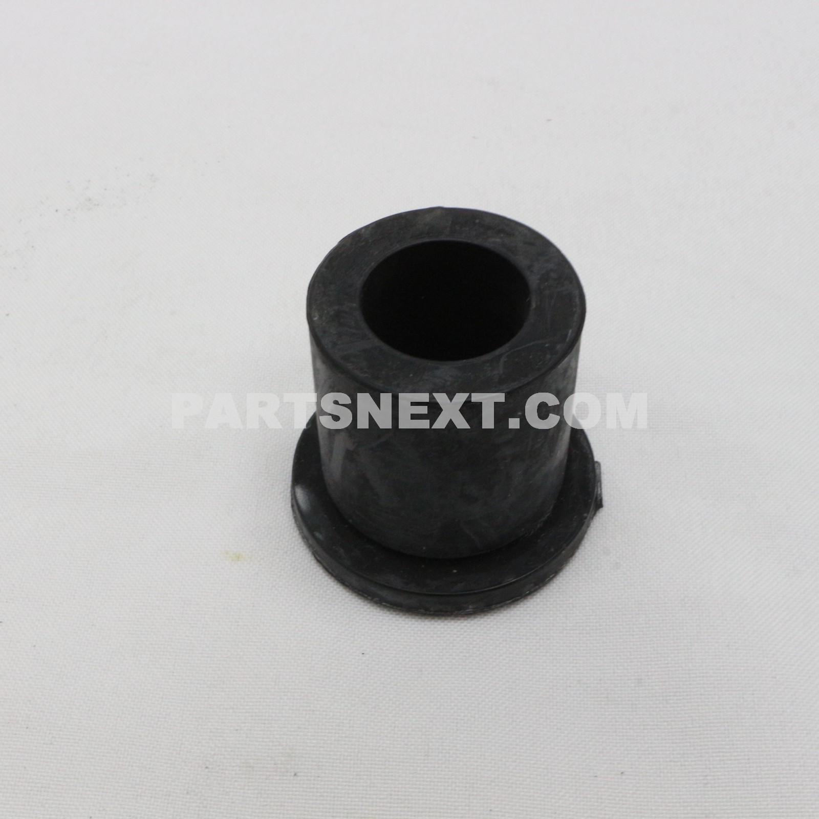 Nissan :: 55047-EB70C BUSH-REAR SPRING