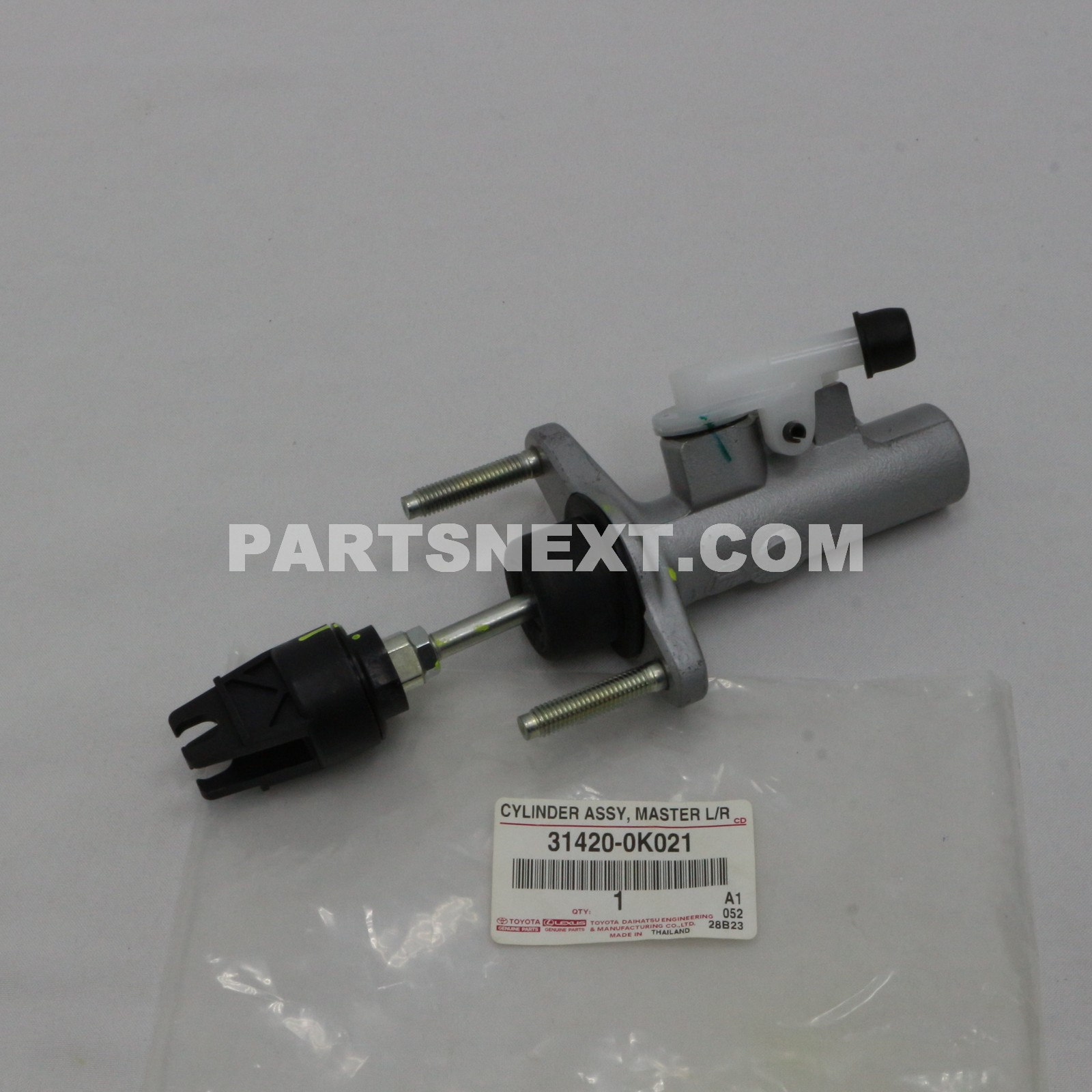 Toyota :: 31420-0K021 CYLINDER ASSY, CLUTCH MASTER