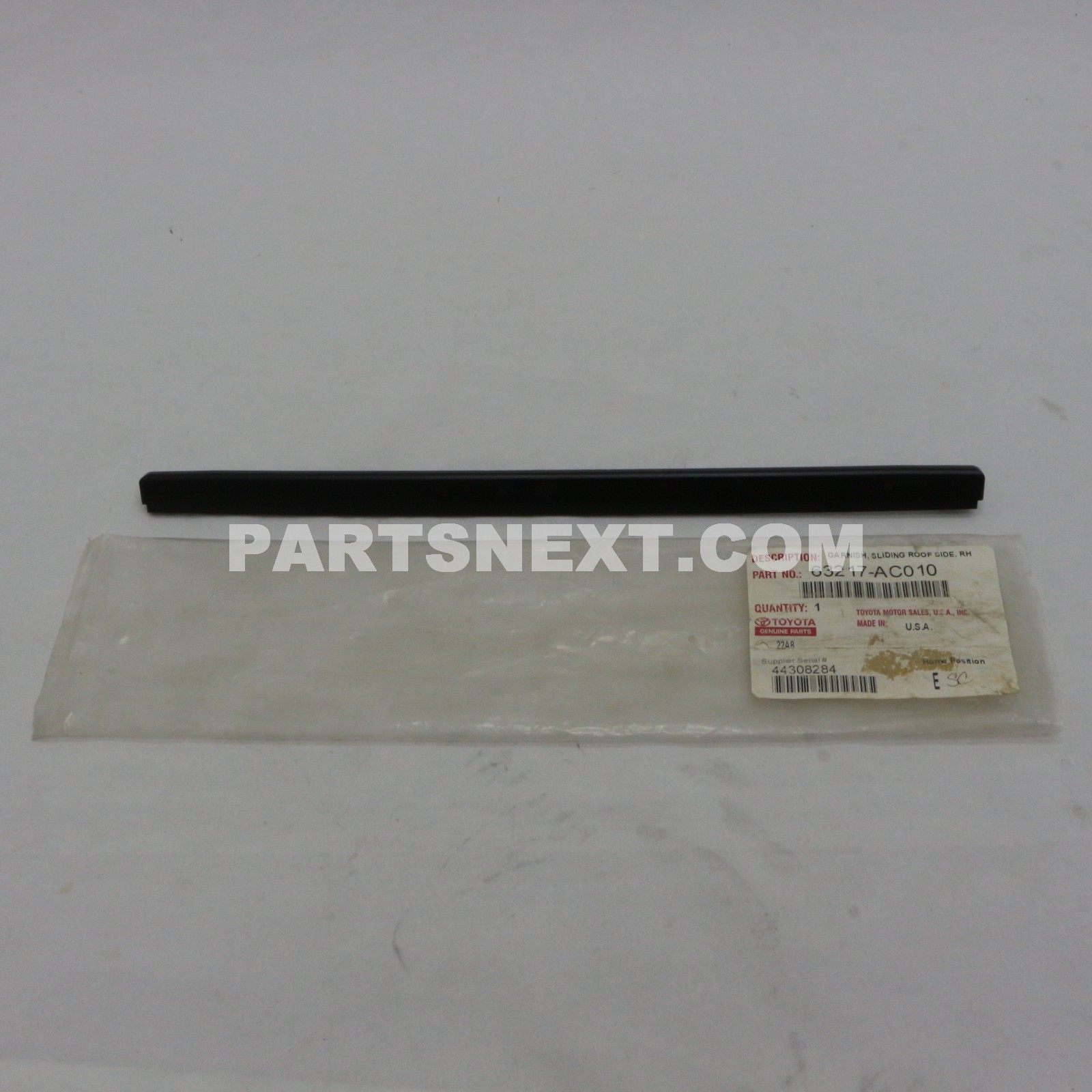 Toyota :: 63217-AC010 GARNISH, SLIDING ROOF SIDE, RH/LH