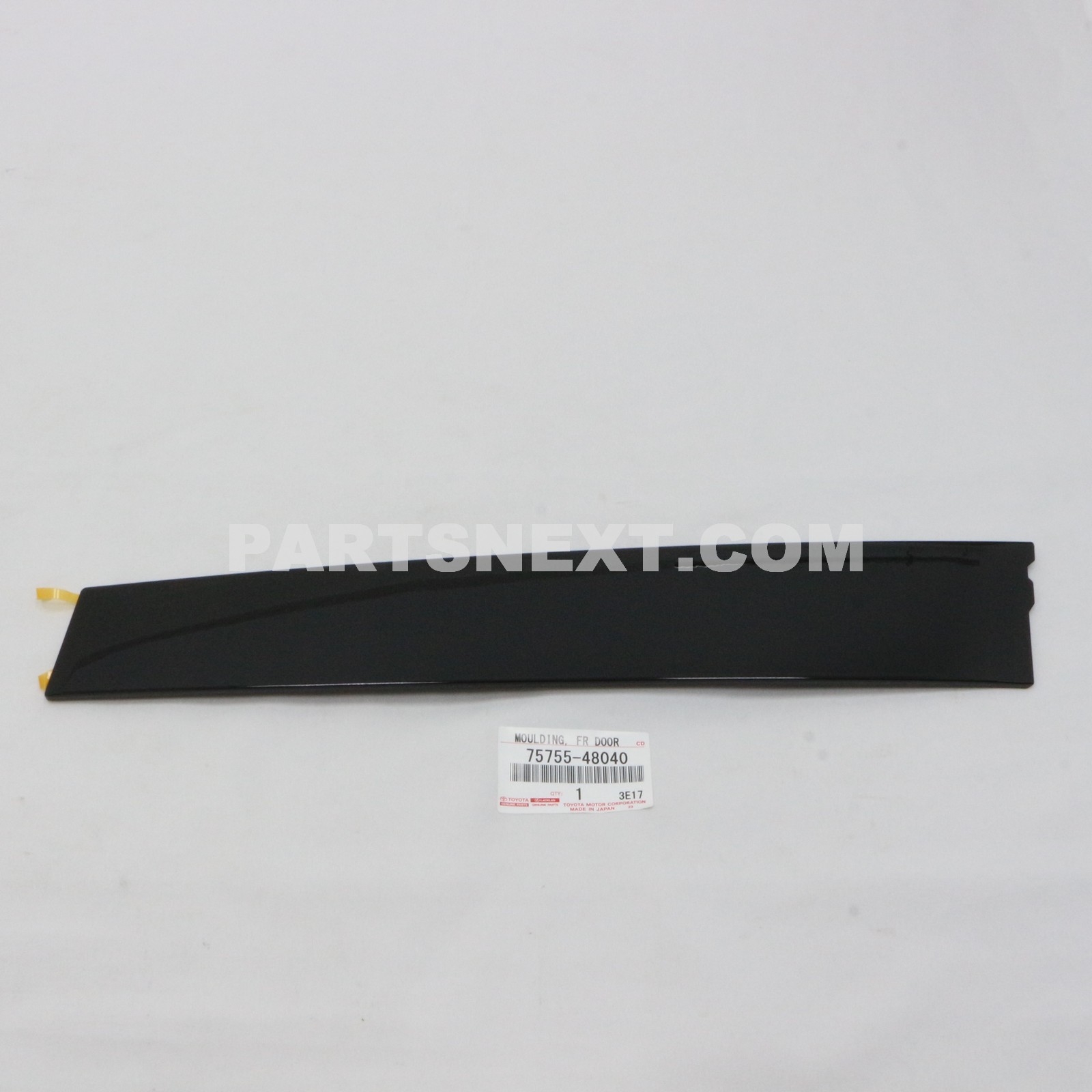 Toyota :: 75755-48040 MOULDING, FR DOOR