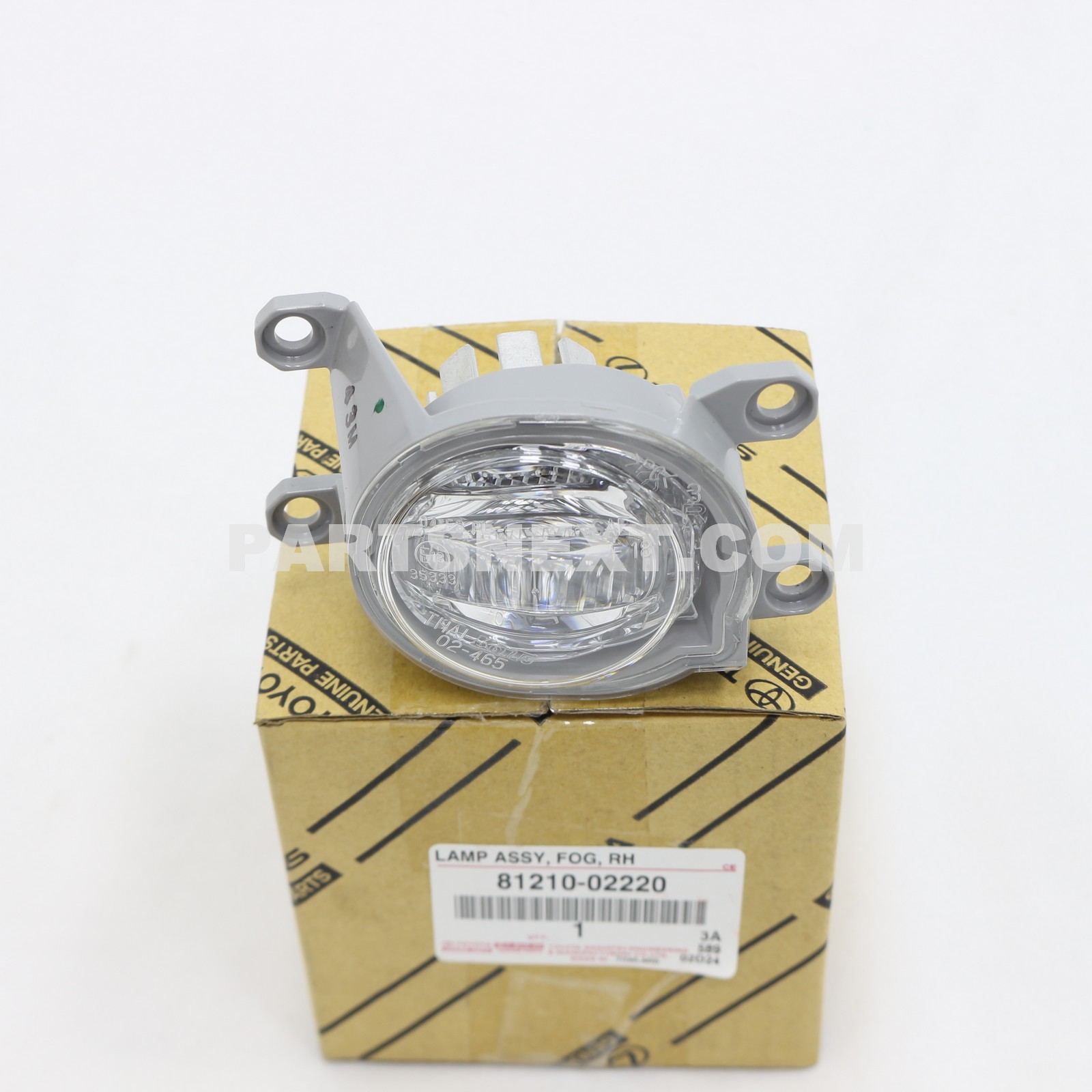 Toyota :: 81210-02220 LAMP ASSY, FOG, RH