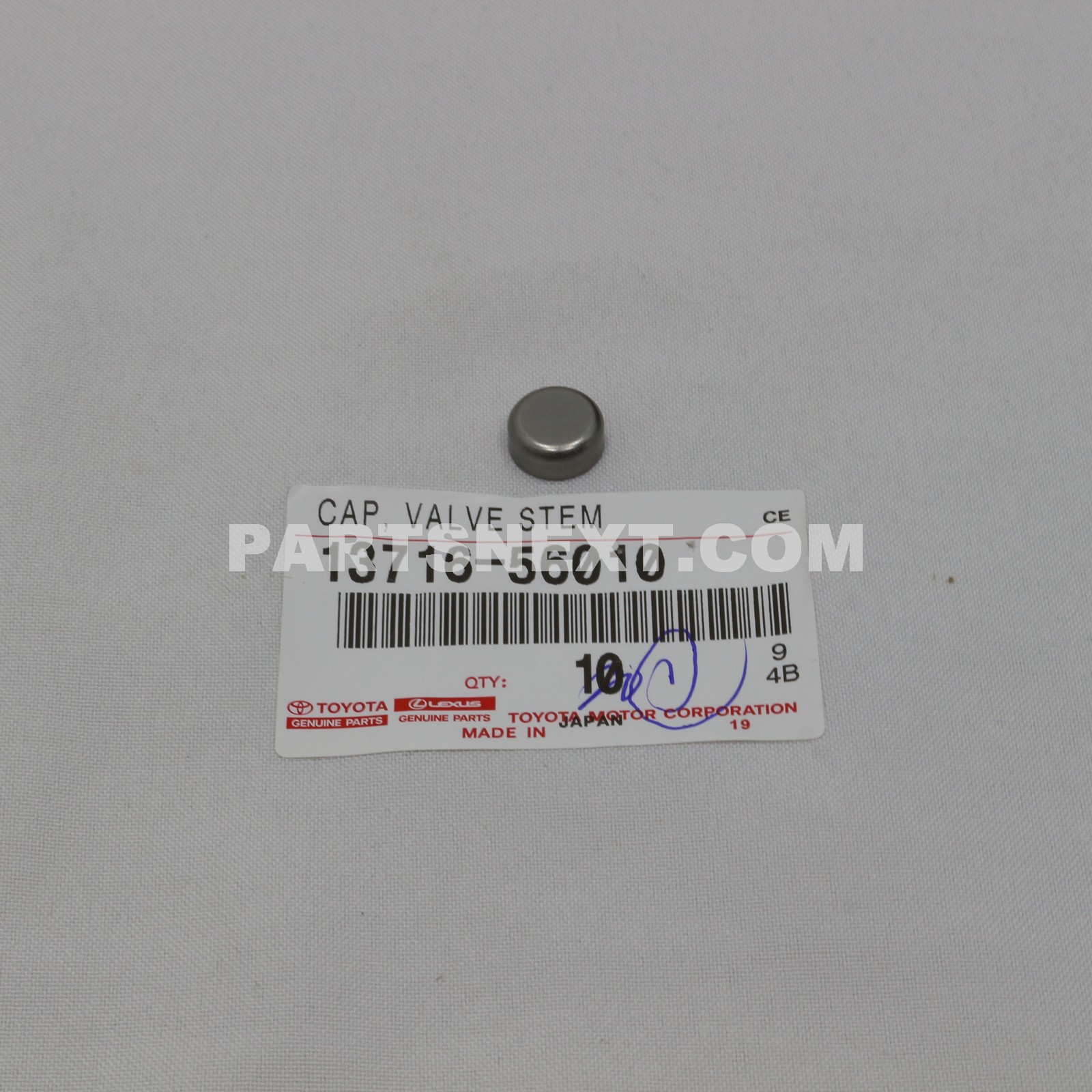 Toyota :: 13716-56010 CAP, VALVE STEM