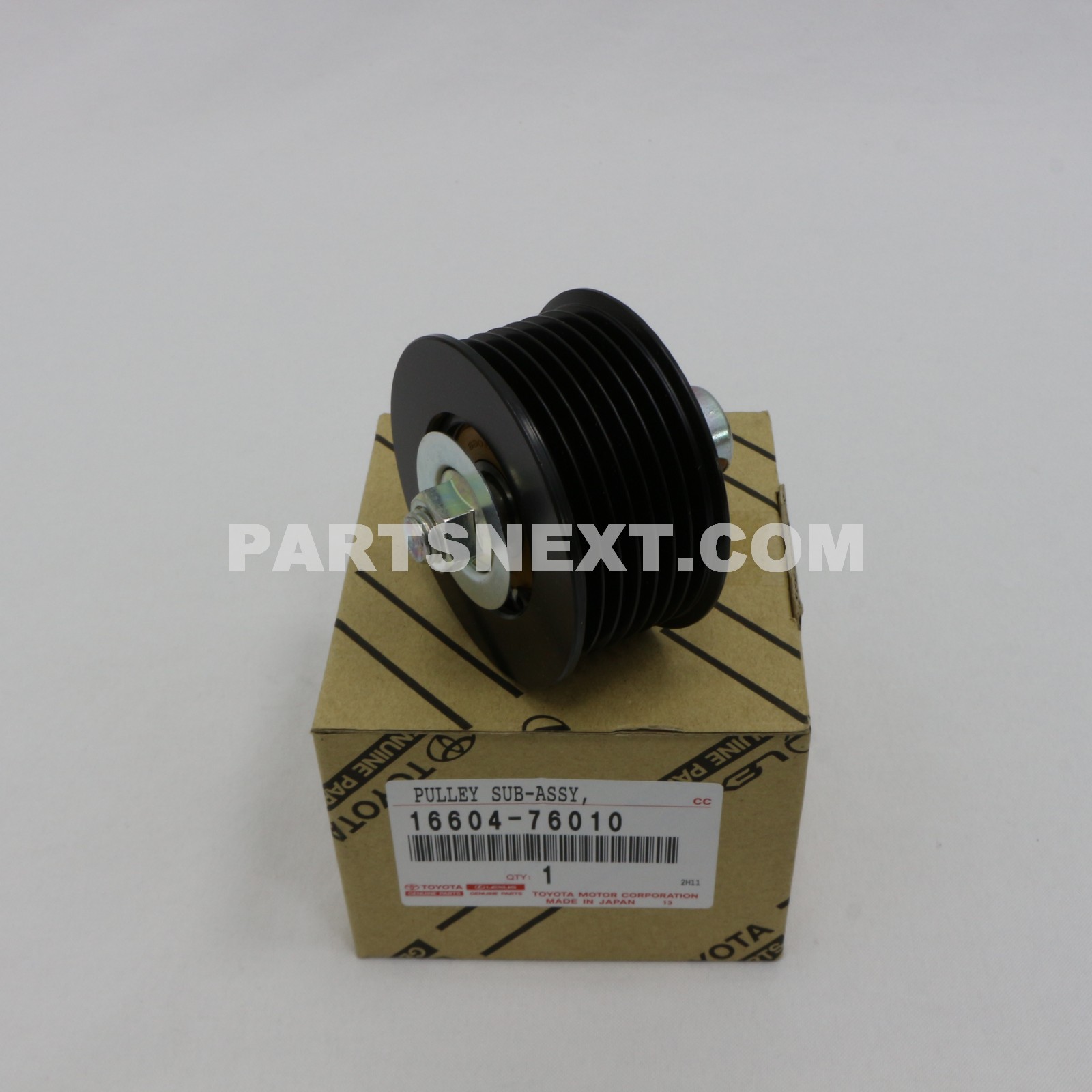 Toyota :: 16604-76010 PULLEY ASSY, IDLE