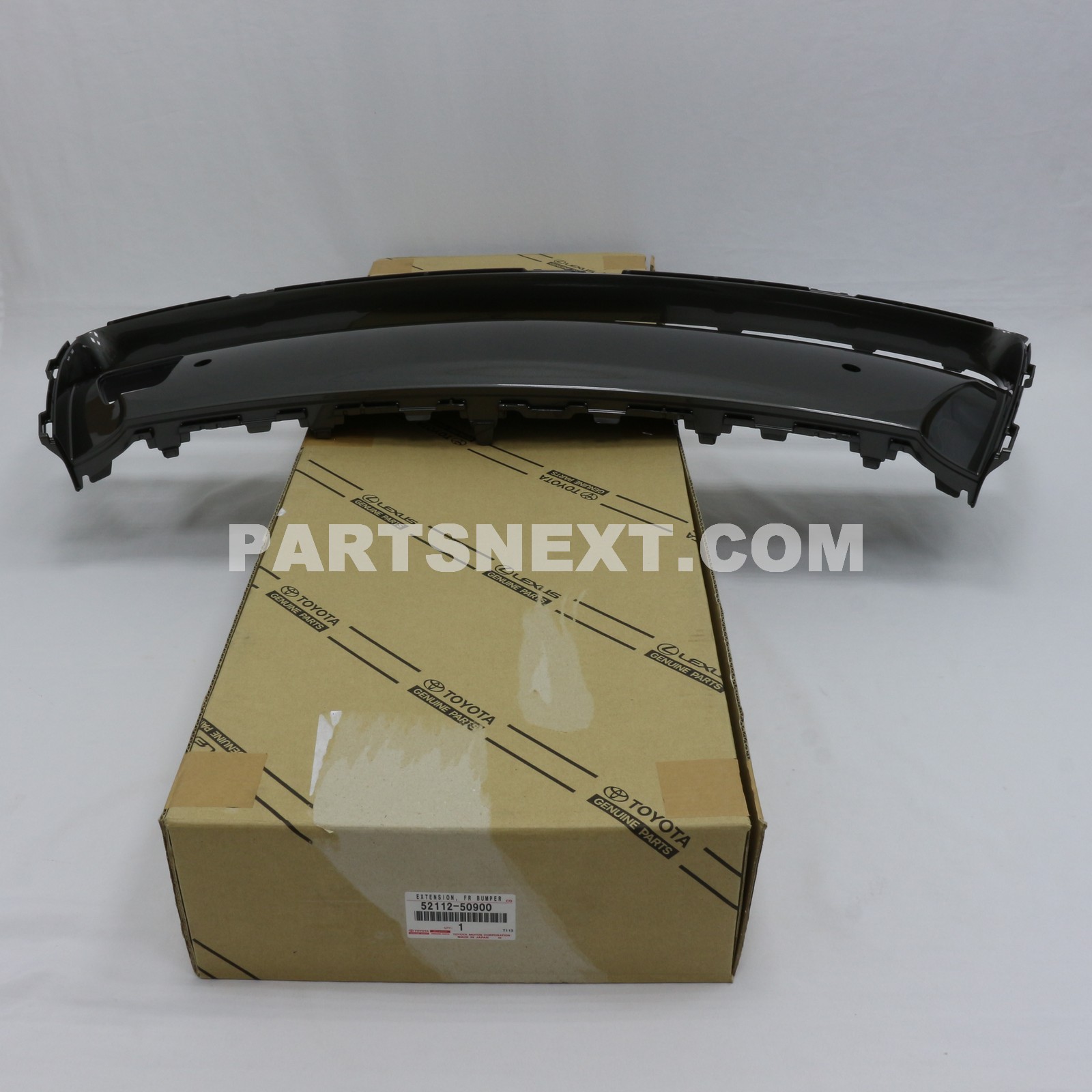 Toyota :: 52112-50900 EXTENSION, FRONT BUMPER