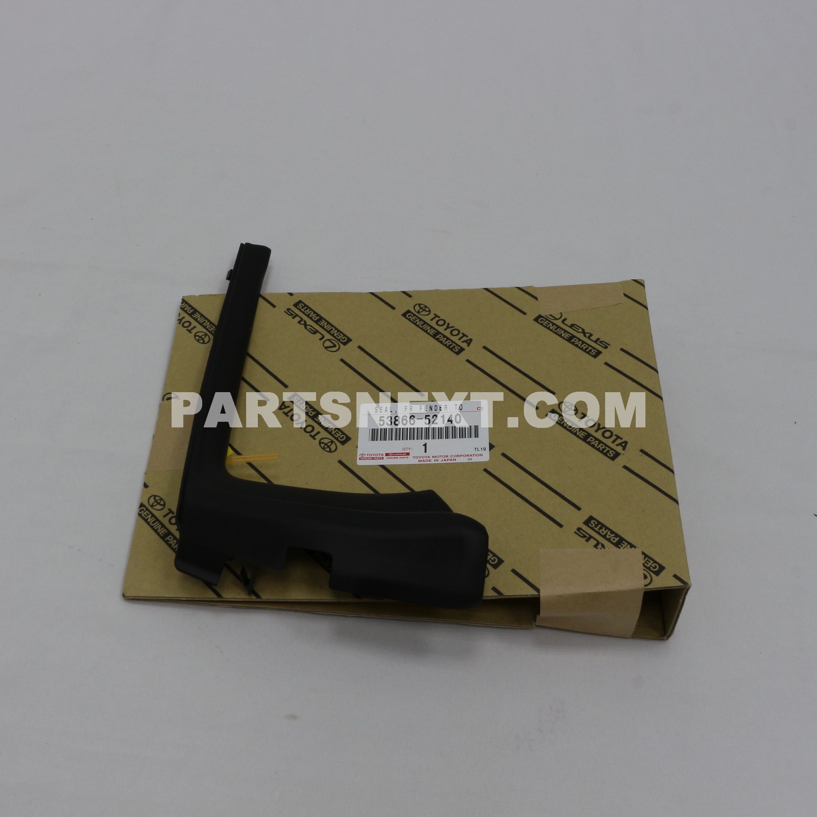 Toyota :: 53866-52140 SEAL, FR FENDER TO