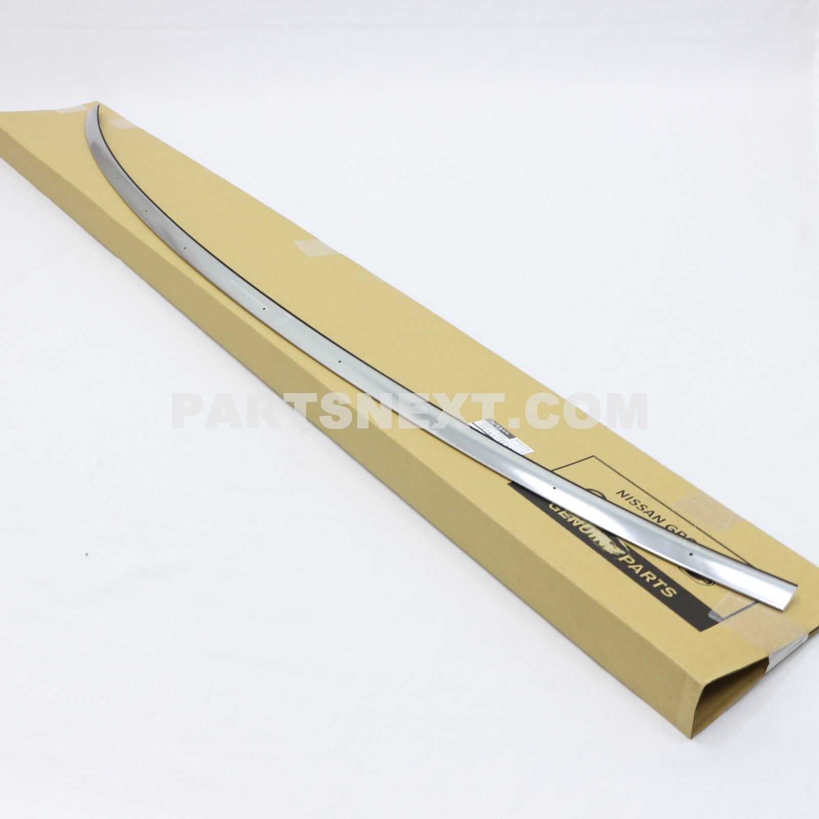Nissan :: 72751-1LA0A MOULDING-WINDSHIELD UPPER,CENTER