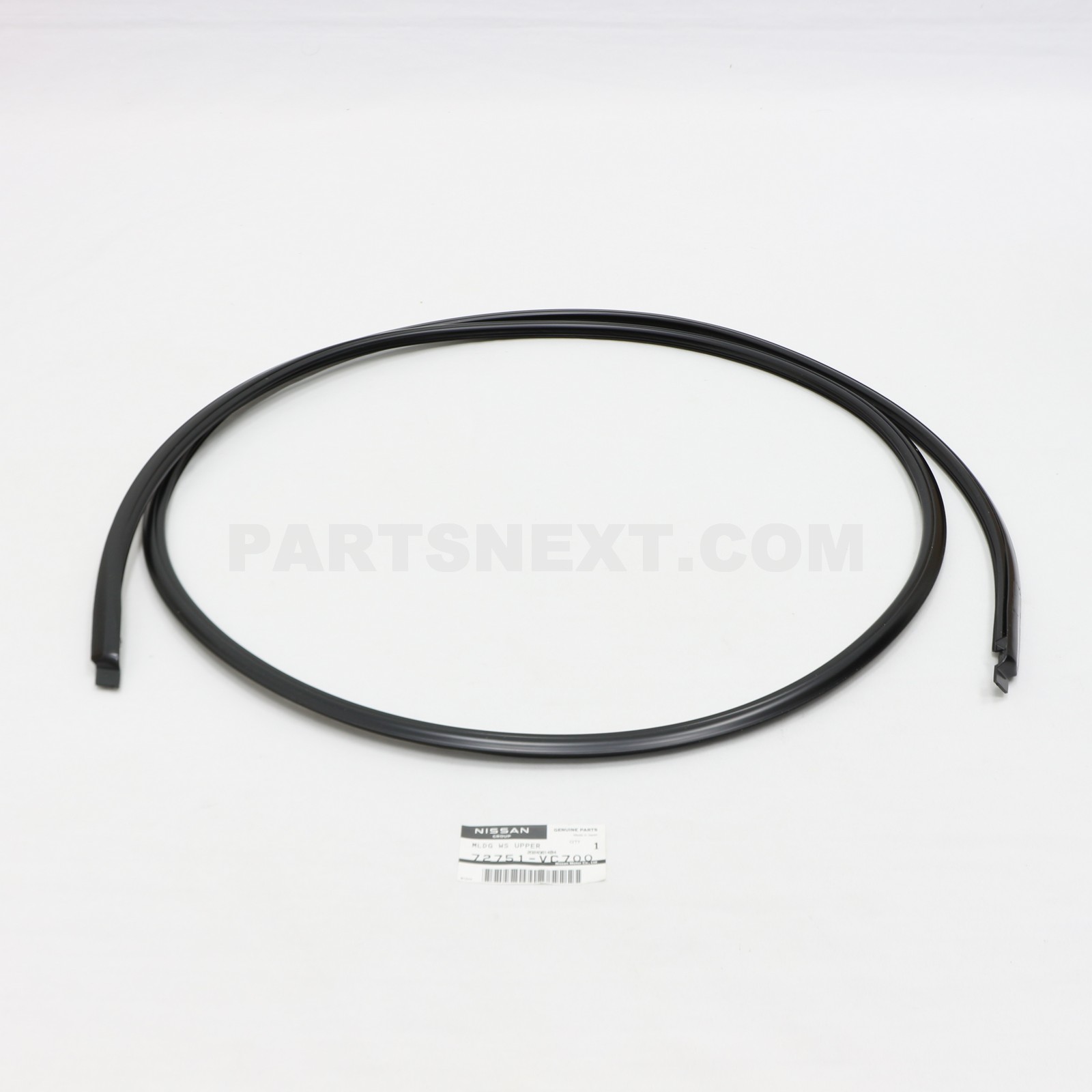 Nissan :: 72751-VC700 MOULDING-WINDSHIELD UPPER,CENTER