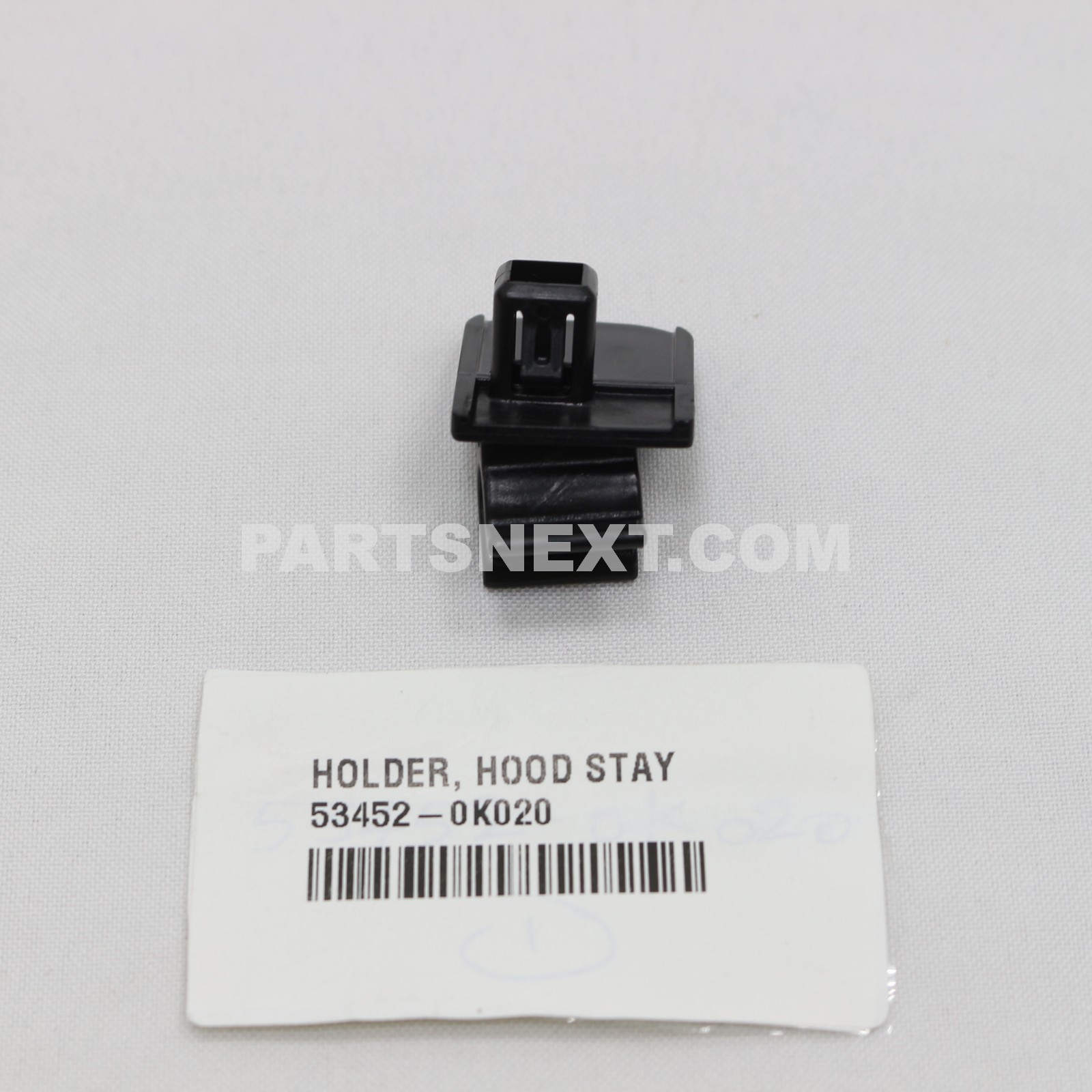 Toyota :: 53452-0K020 HOLDER HOOD STAY
