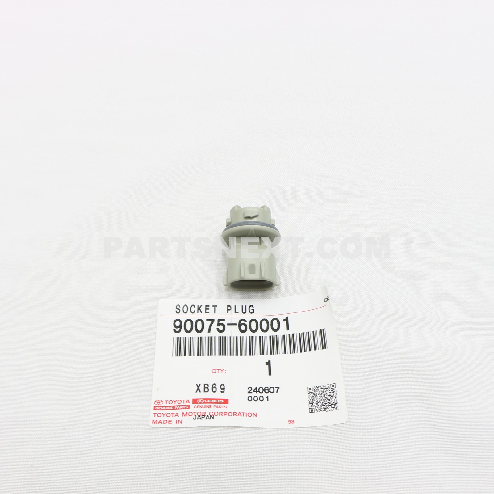 Toyota :: 90075-60001 PLUG, SOCKET(FOR BACK-UP LAMP)