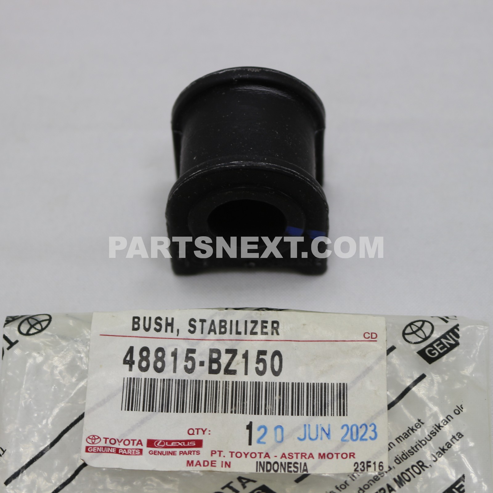 Toyota :: 48815-BZ150 BUSH STABILIZER