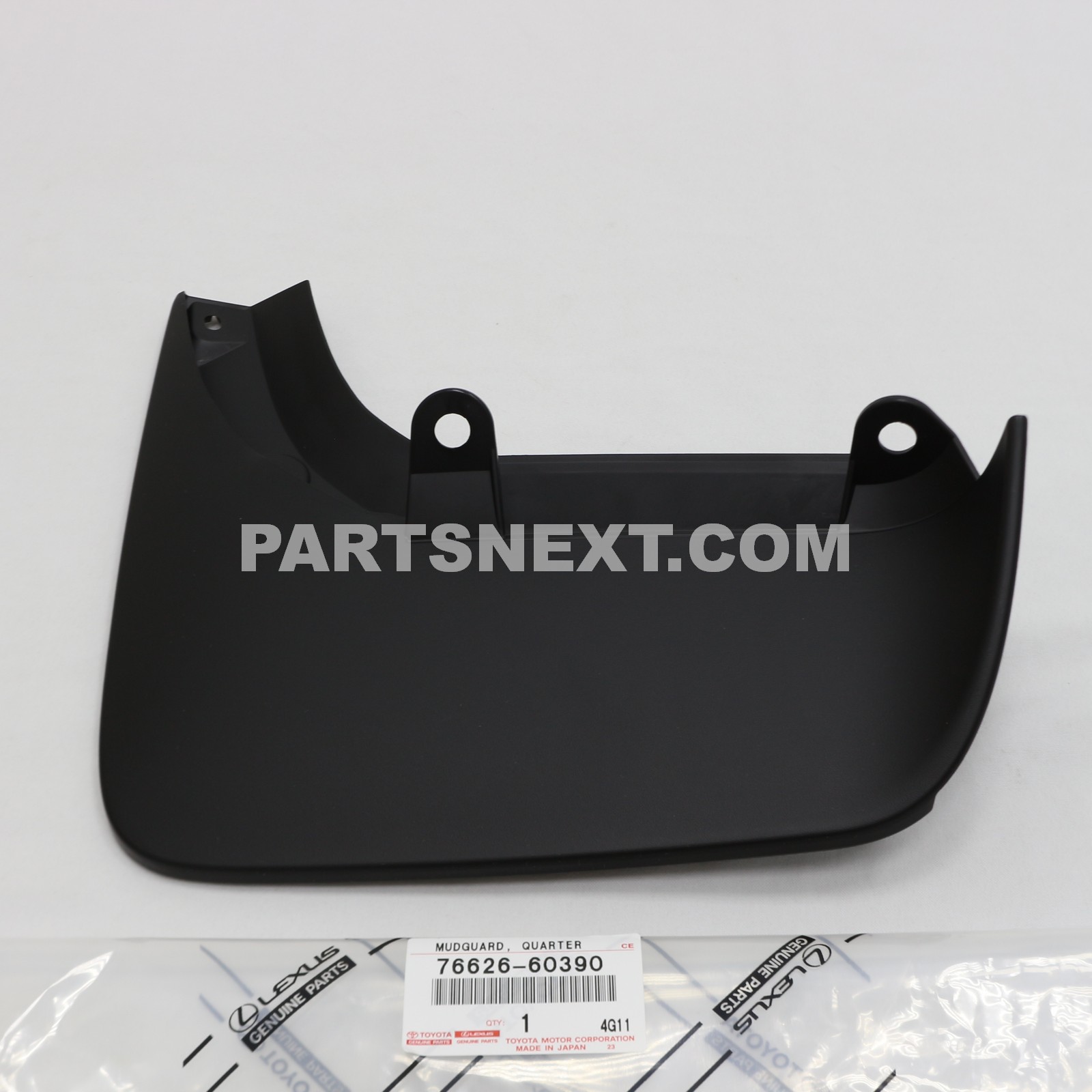 Toyota :: 76626-60390 MUDGUARD QUARTER