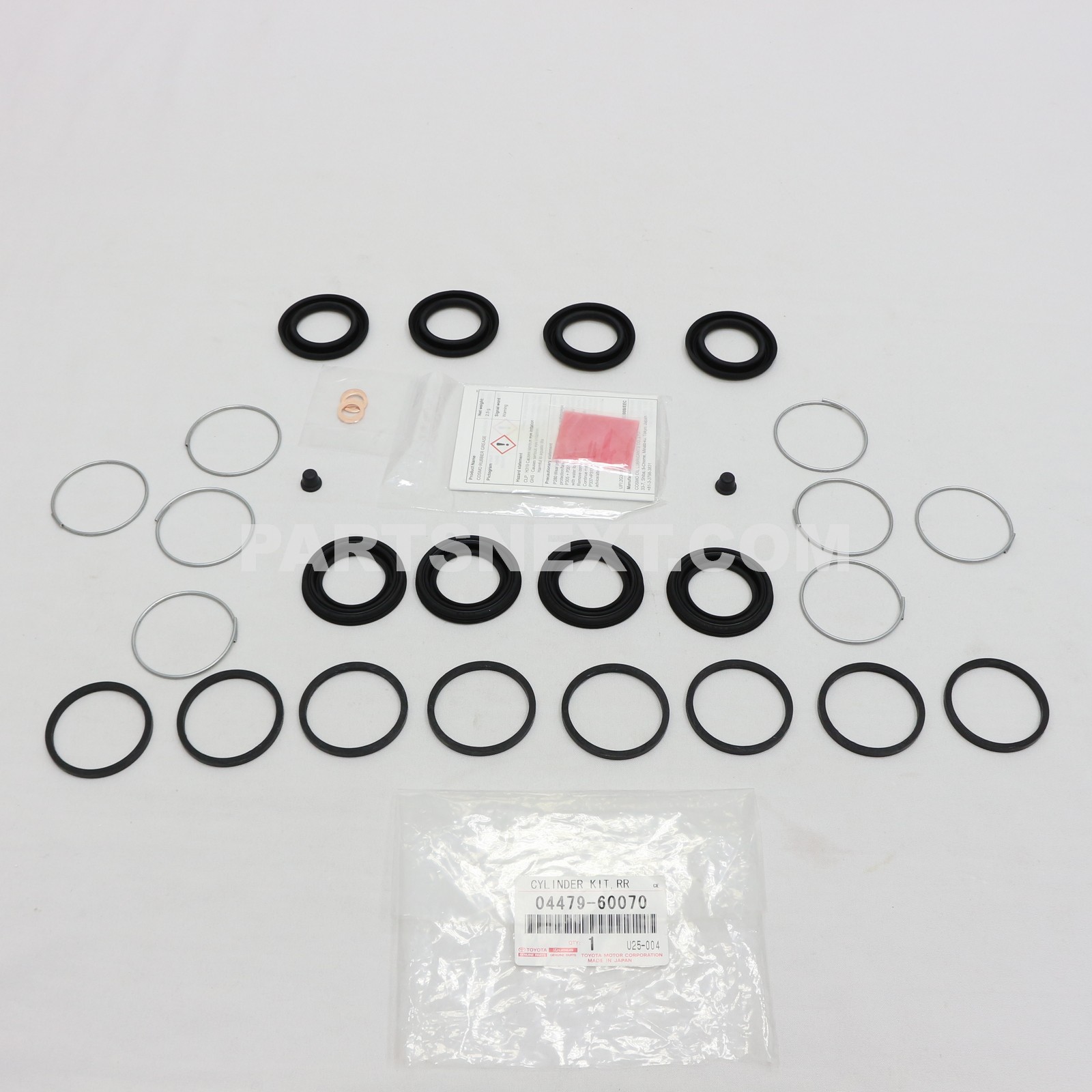 Toyota :: 04479-60070 CYLINDER KIT, DISC BRAKE, FRONT
