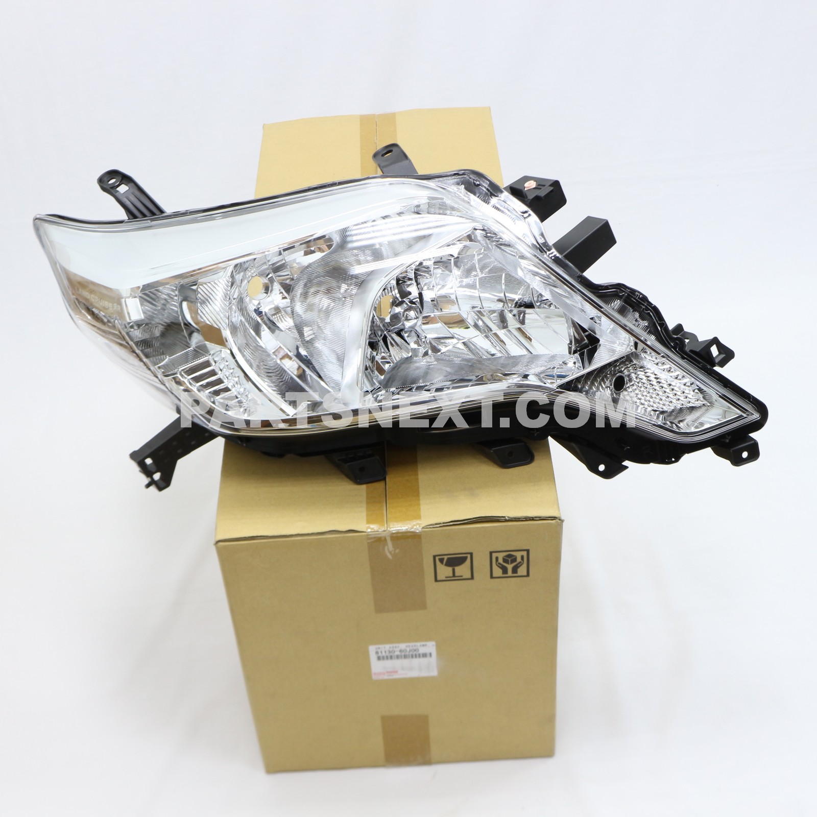 Toyota :: 81130-60J00 UNIT ASSY, HEADLAMP, RH