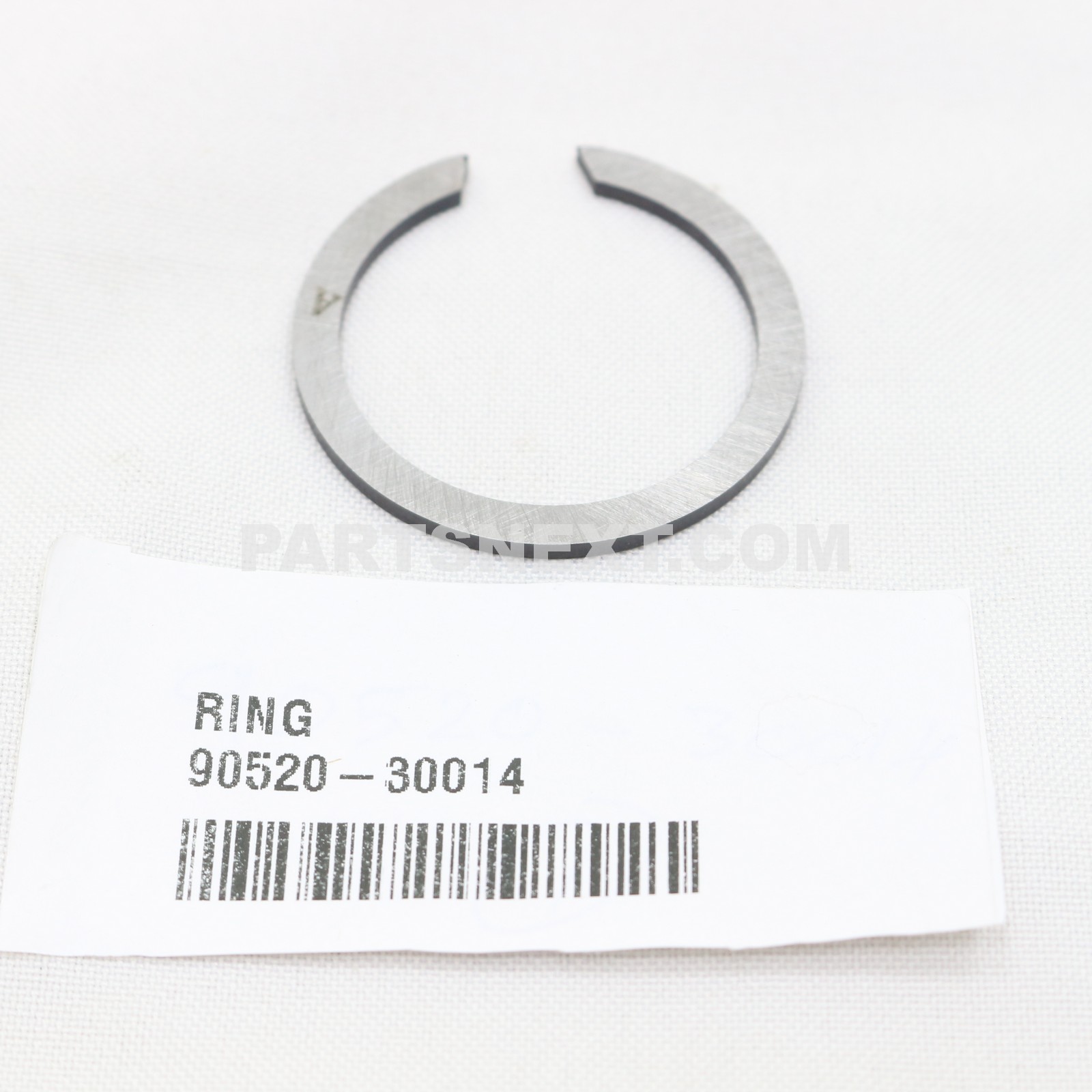 Toyota :: 90520-30014 RING, SHAFT SNAP (FOR CLUTCH HUB SET)